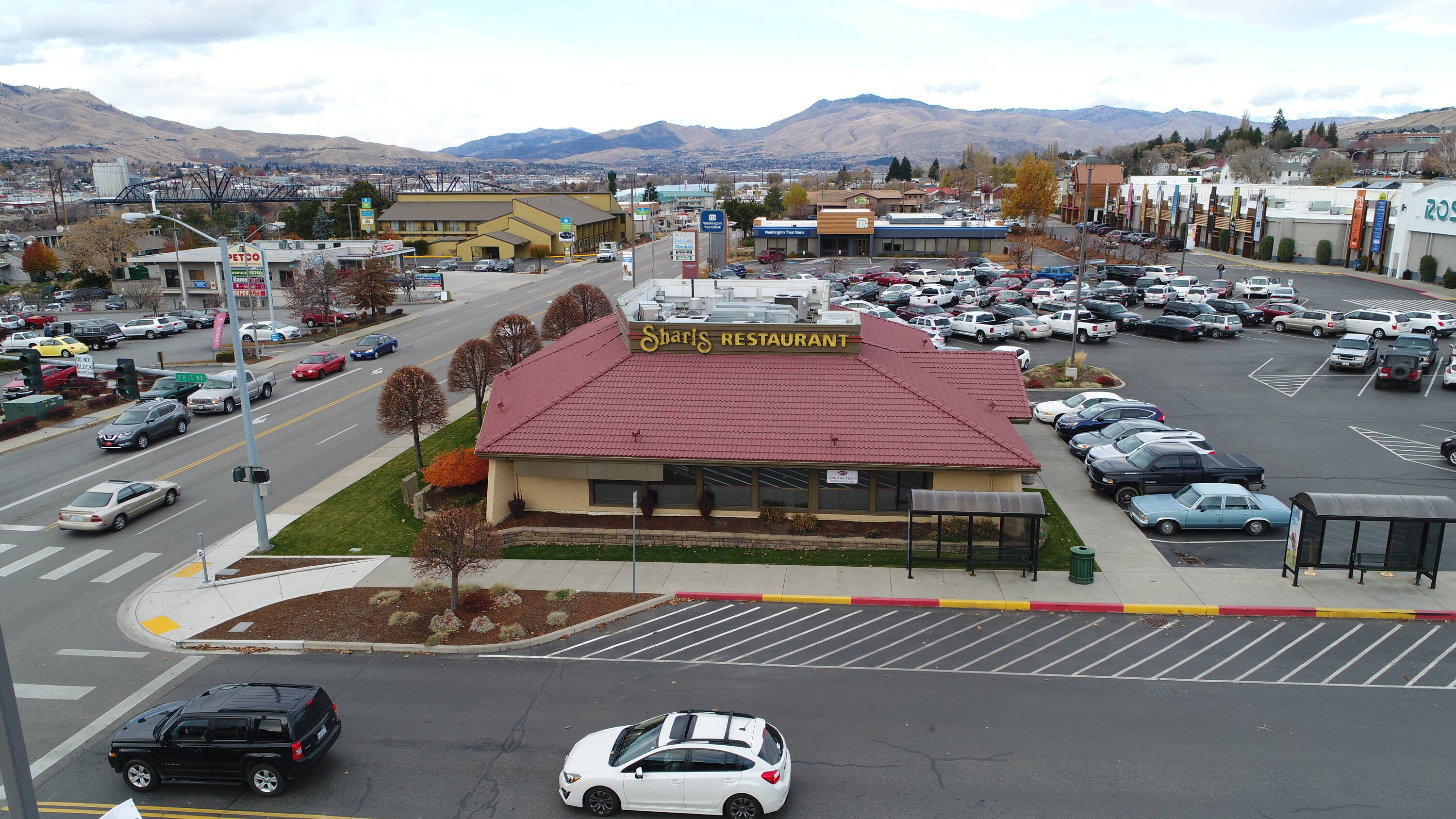 337 Valley Mall Pkwy, East Wenatchee, WA 98802 | Crexi.com