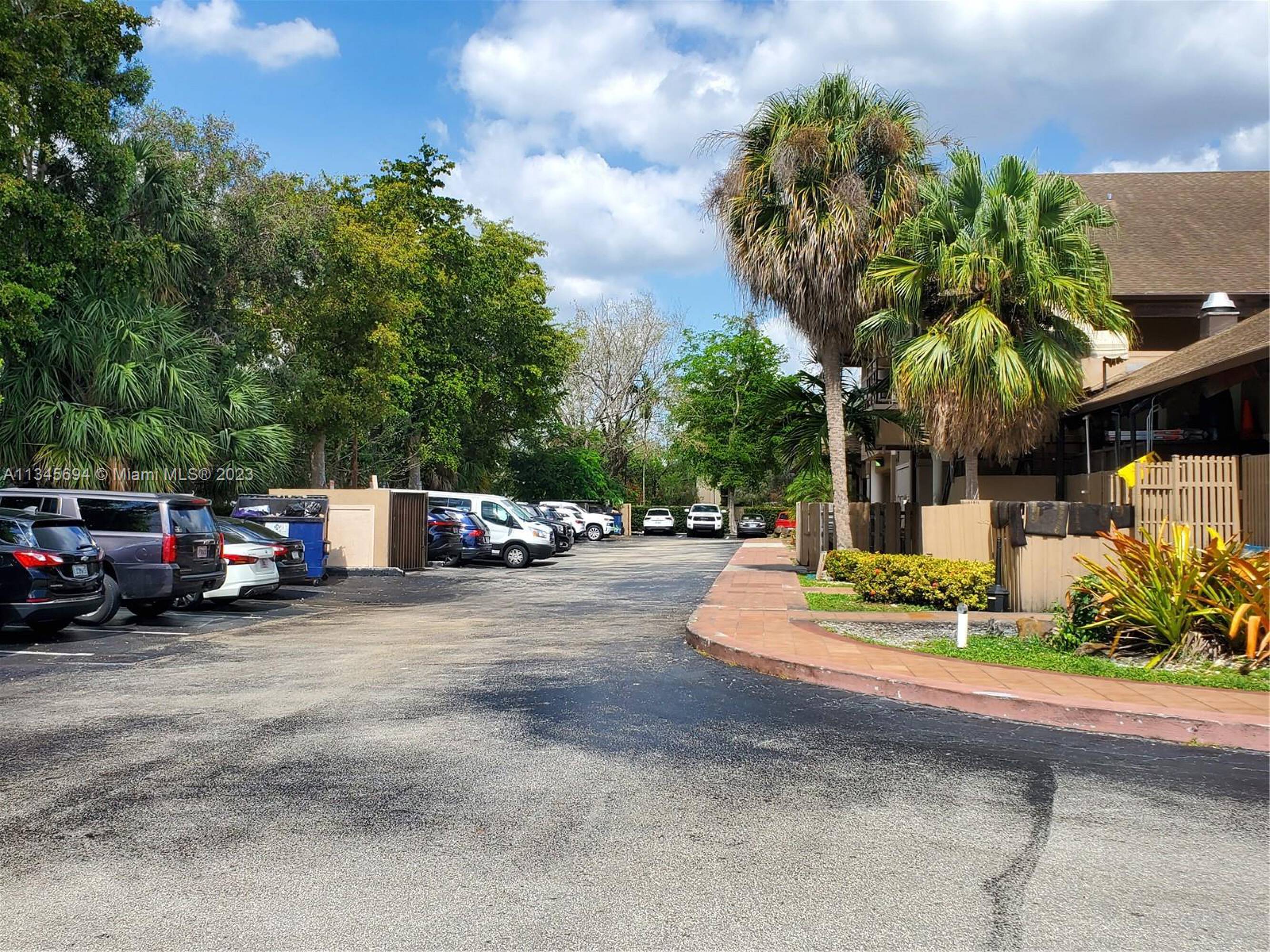 10521 SW 88 St # E106, Miami, FL 33176 | Crexi.com