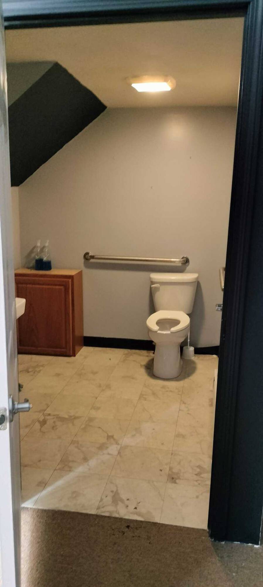 16 Hamilton St, Southbridge, MA 01550 | Crexi.com