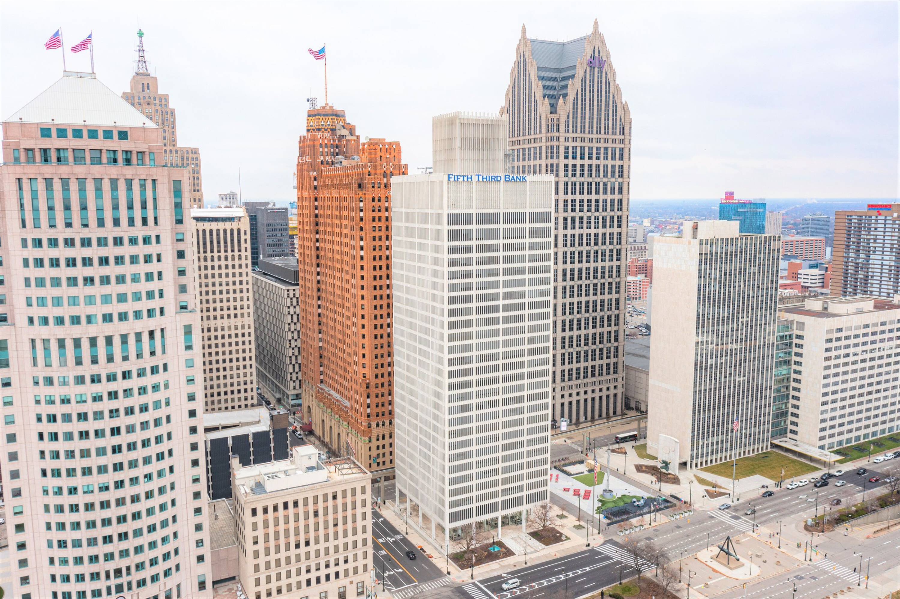 1 Woodward Ave, Detroit, MI 48226 | Crexi.com