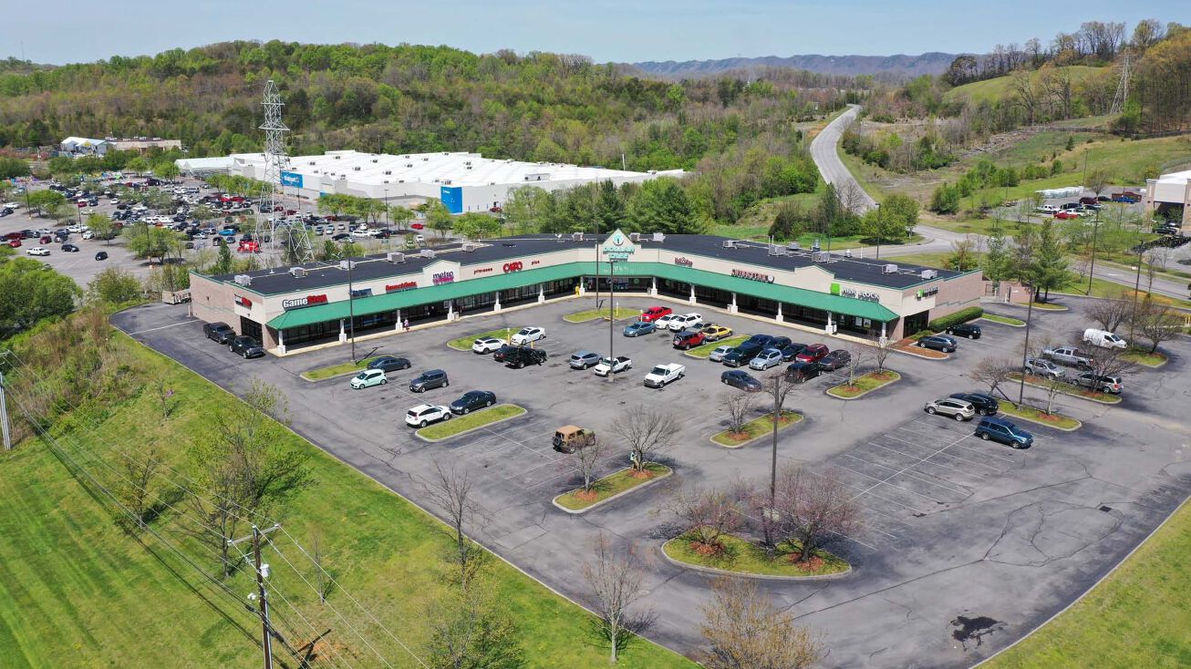 2400 W Stone Dr, Kingsport, TN 37660 - Retail Space for Lease ...