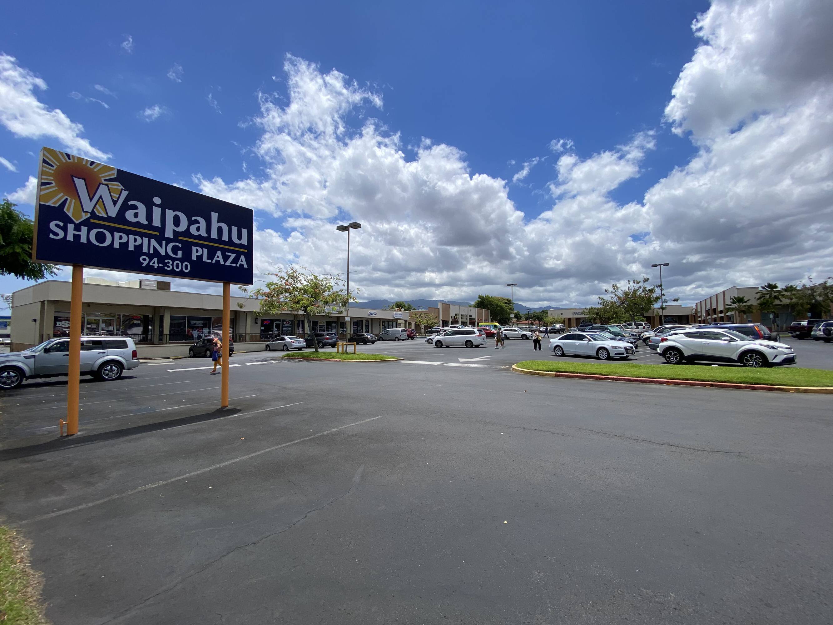 94-300 Farrington Hwy, Waipahu, HI 96797 | Crexi.com