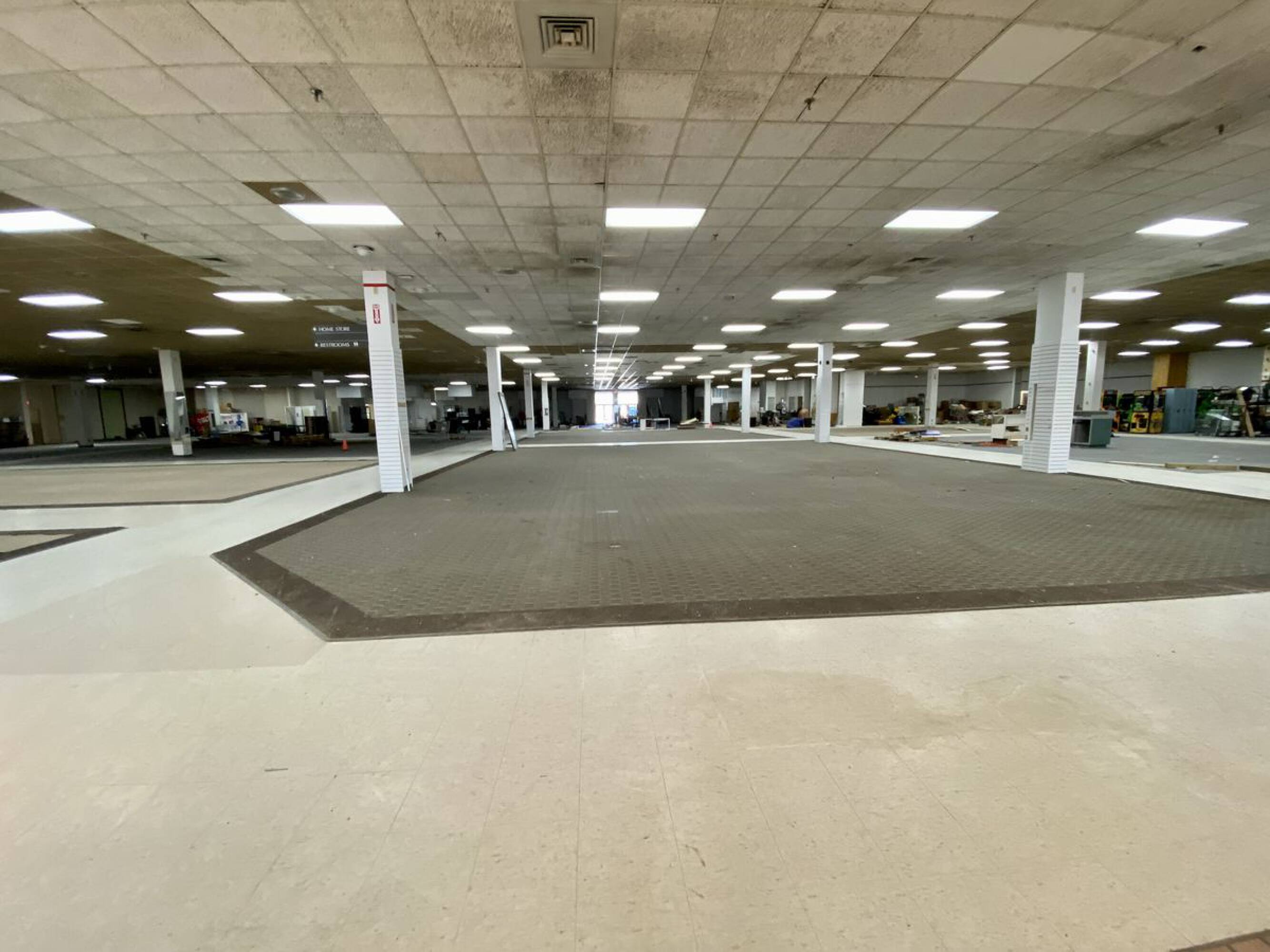 1776 S Garfield Ave, Traverse City, MI 49686 | Crexi.com