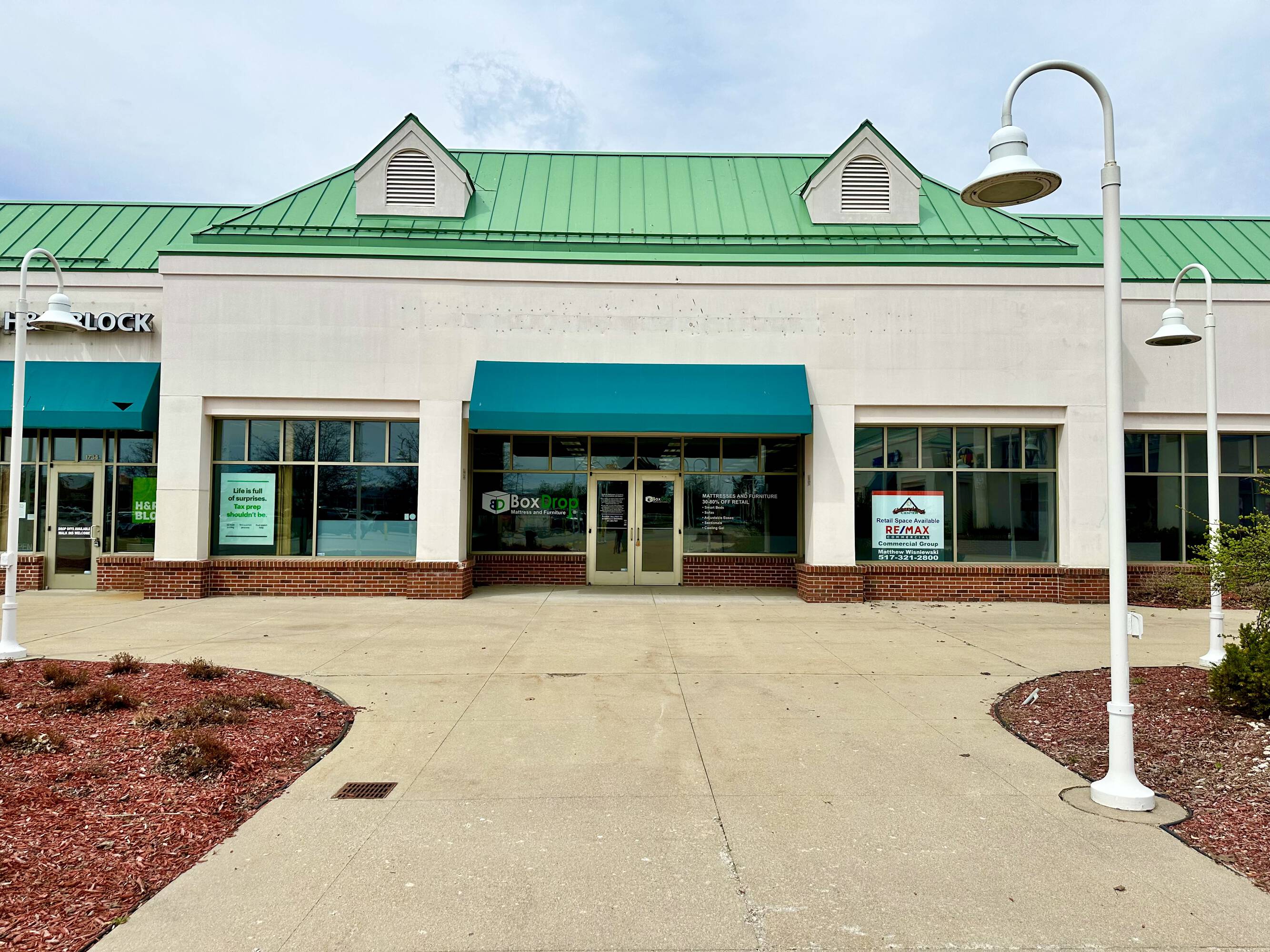 1776 S Garfield Ave, Traverse City, MI 49686 | Crexi.com