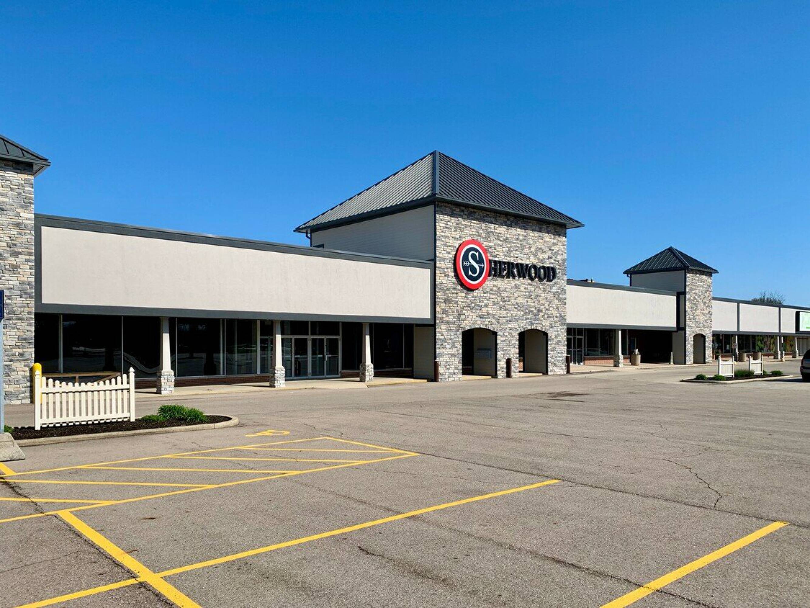 900 N Market St, Troy, OH 45373 | Crexi.com