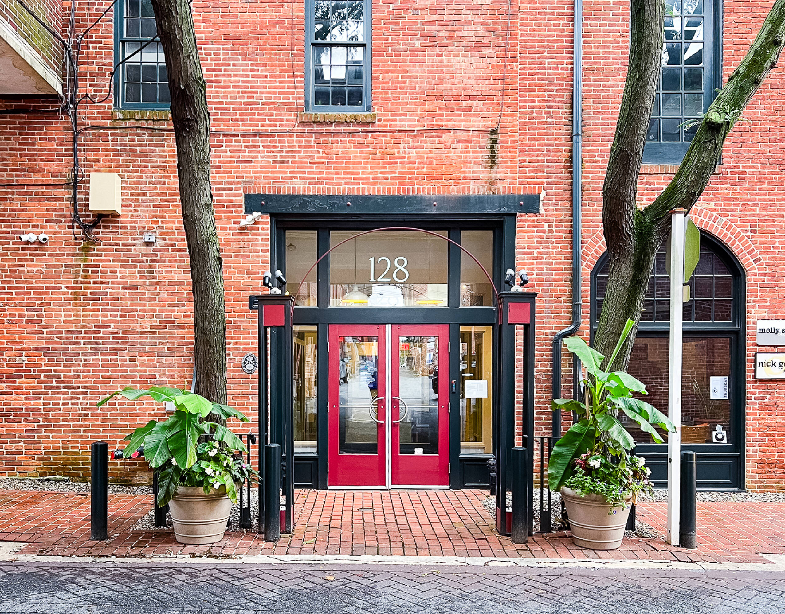 128 E Grant St, Lancaster, PA 17602 | Crexi.com