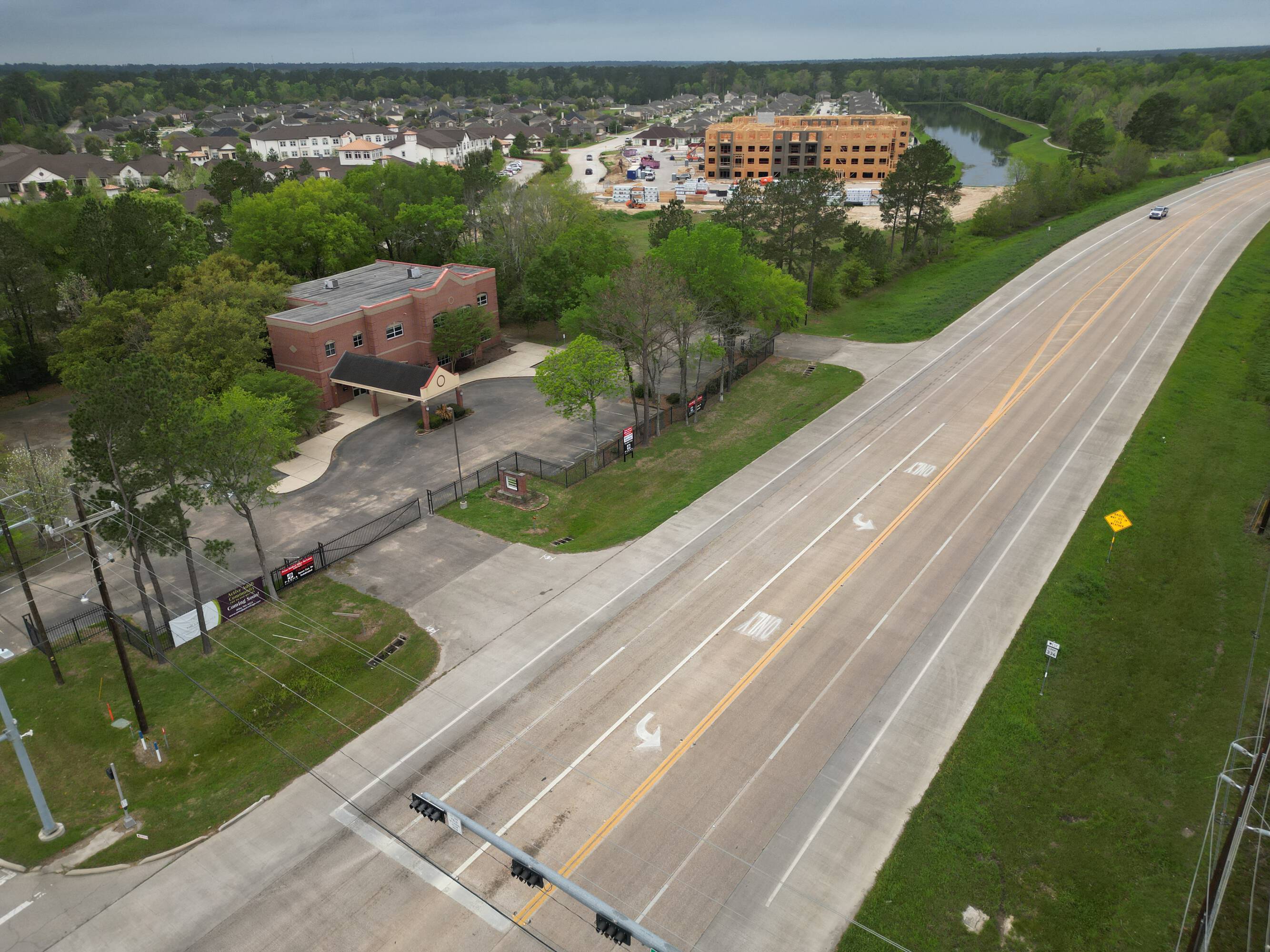 2101 S Loop 336 W, Conroe, TX 77304 | Crexi.com