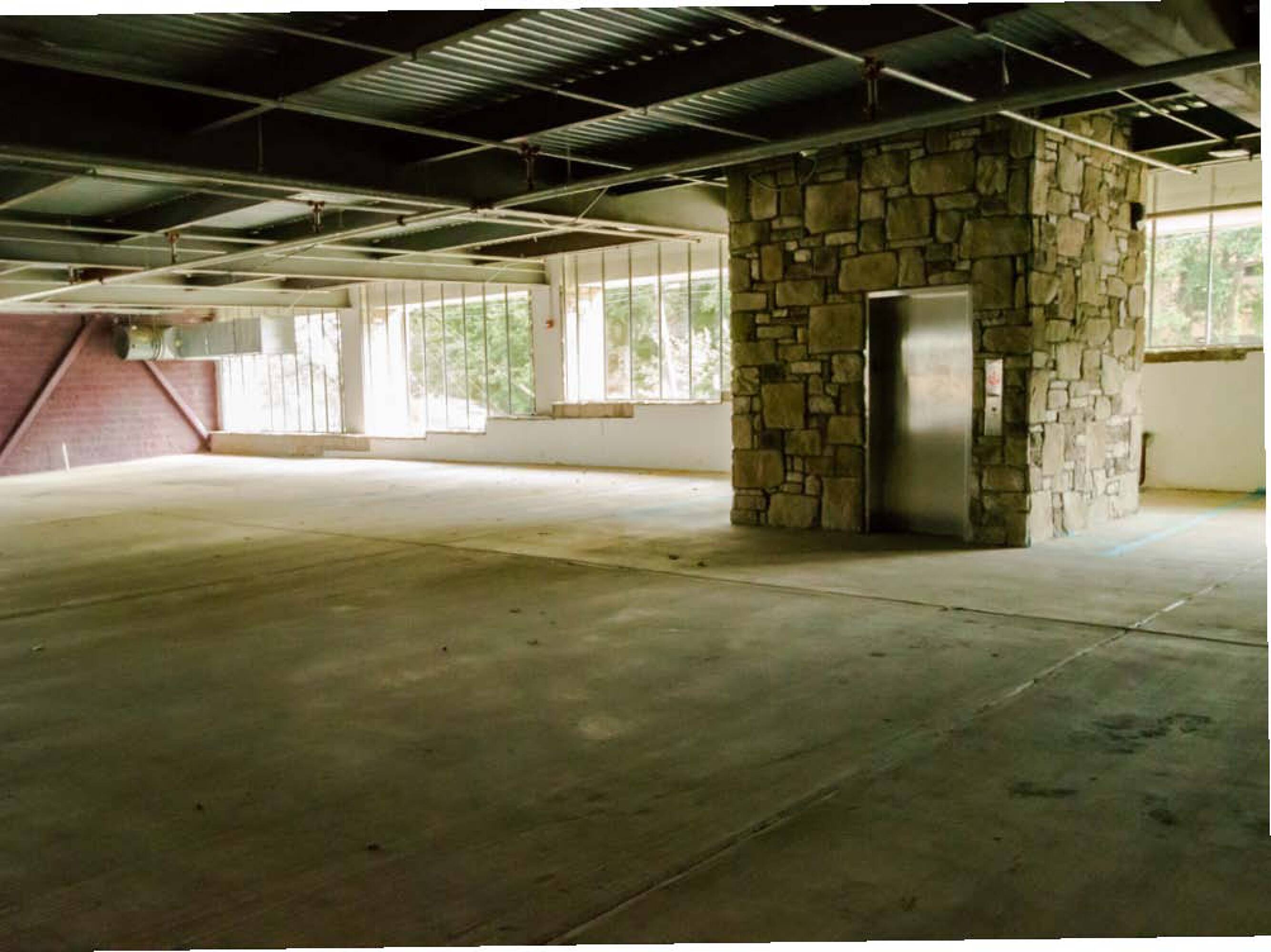 5620 W Markham St, Little Rock, AR 72205 | Crexi.com