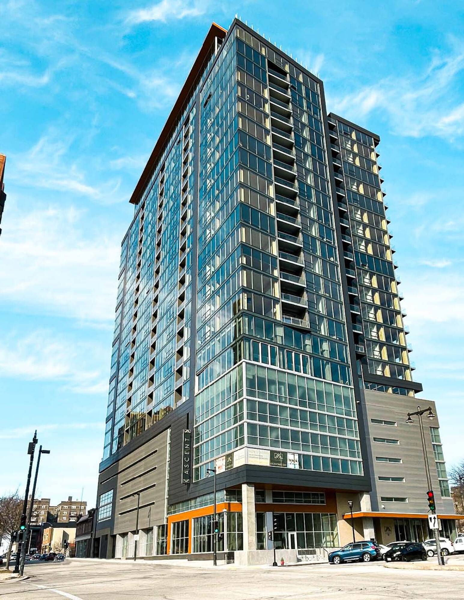 700 E Kilbourn Ave, Milwaukee, WI 53202 | Crexi.com