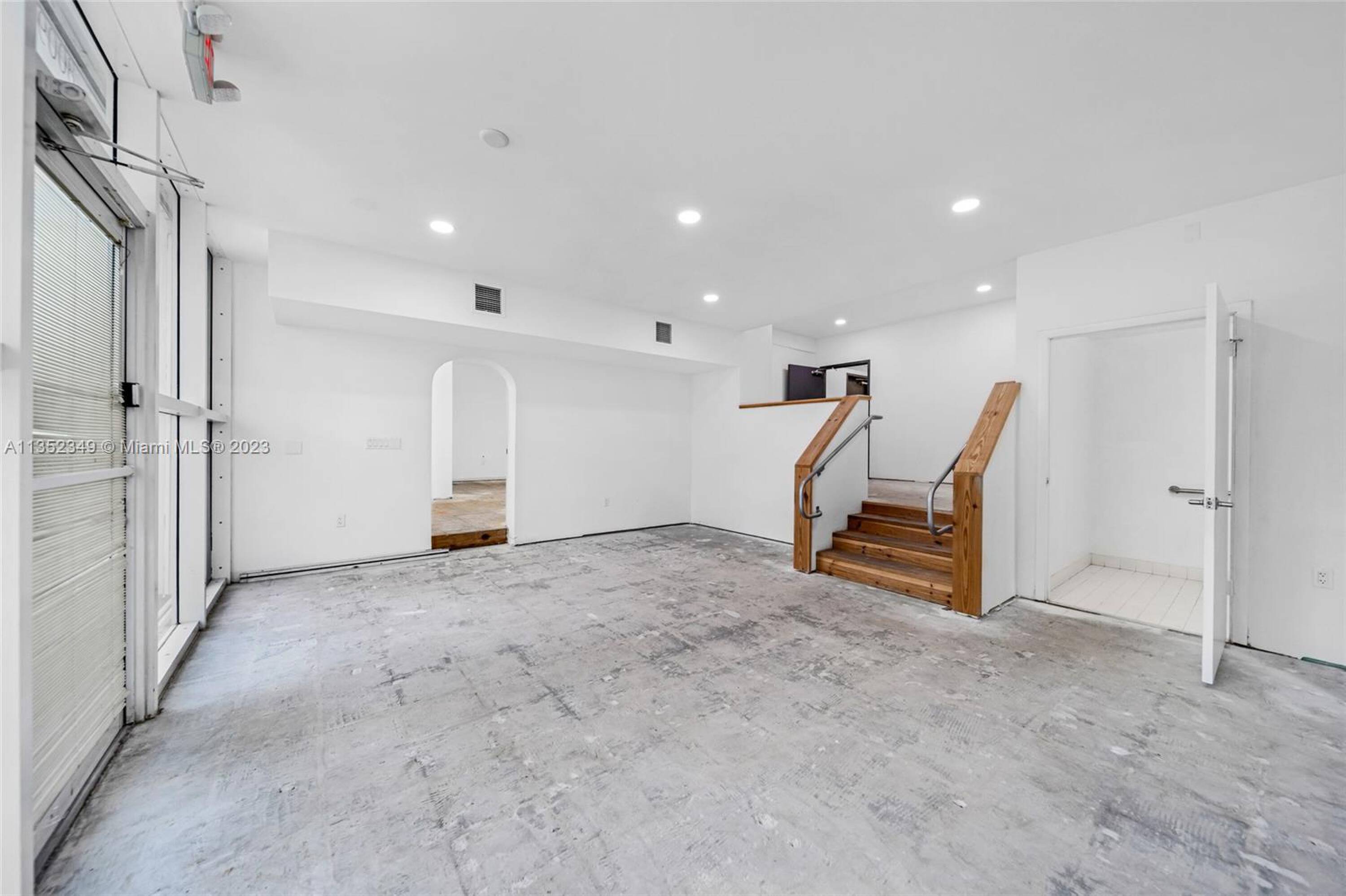 8009 NW 29th St # 8009, Doral, FL 33122 - Industrial Space for Lease ...