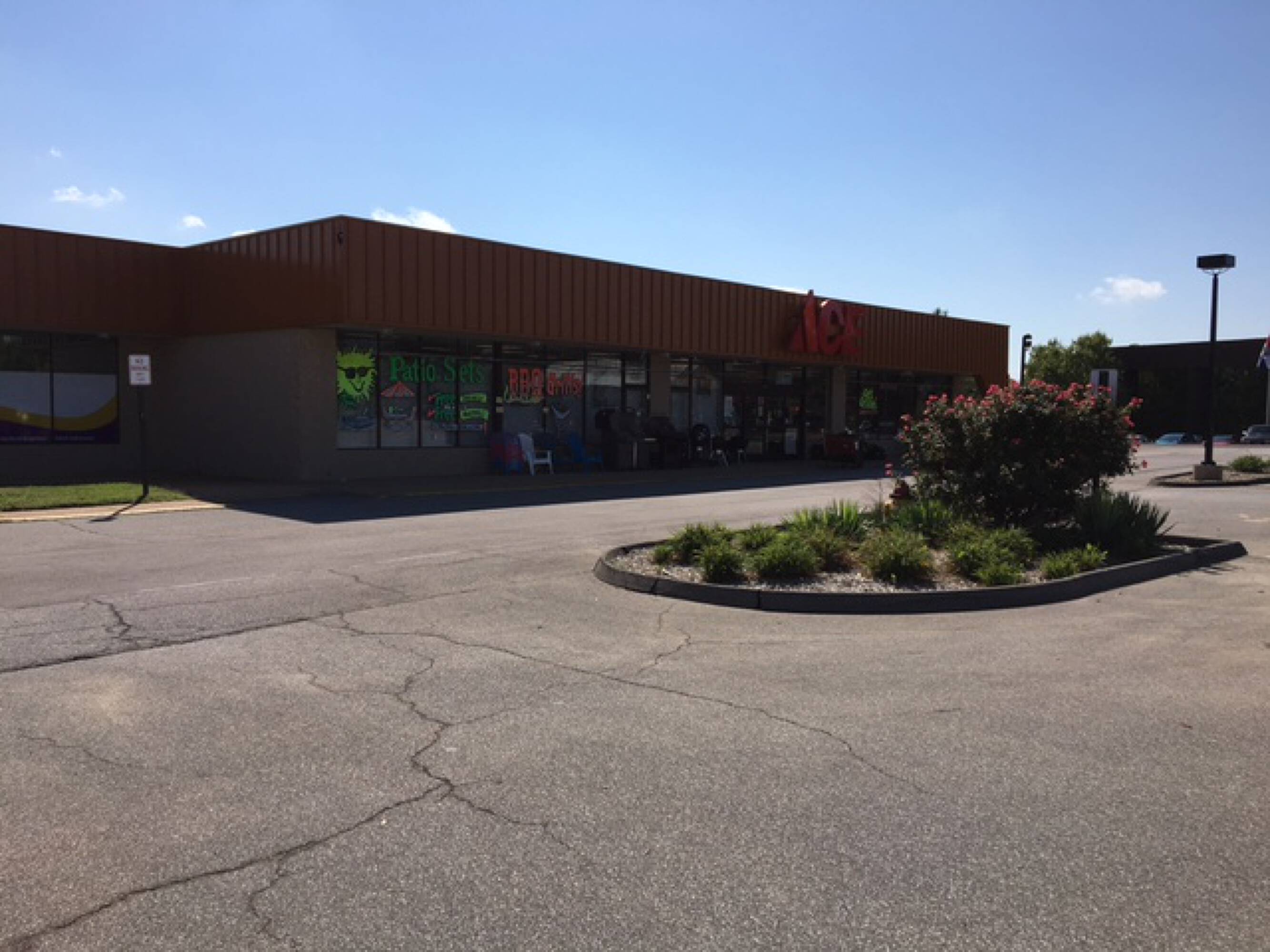 13218 Tesson Ferry Rd, St. Louis, MO 63128 | Crexi.com