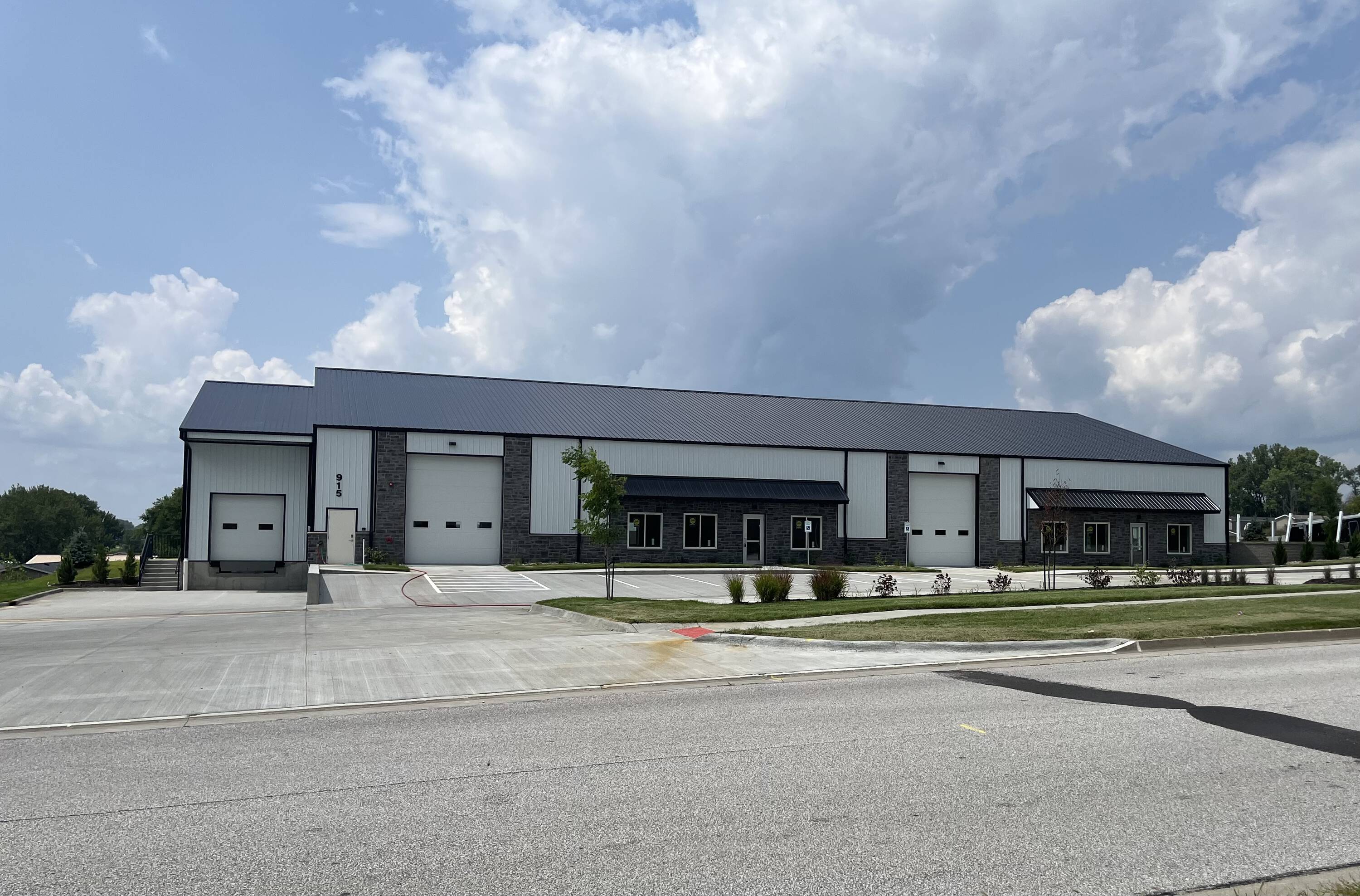 915 S Bell Ave, Ames, IA 50010 | Crexi.com