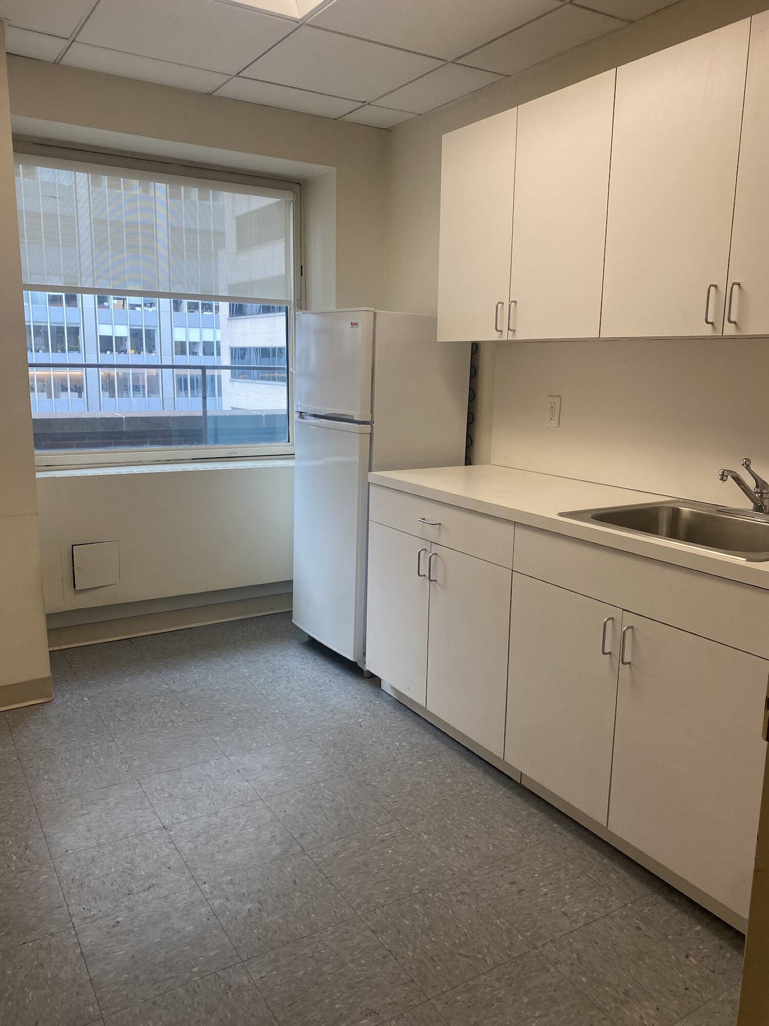 110 E 55th St, New York, NY 10022 | Crexi.com