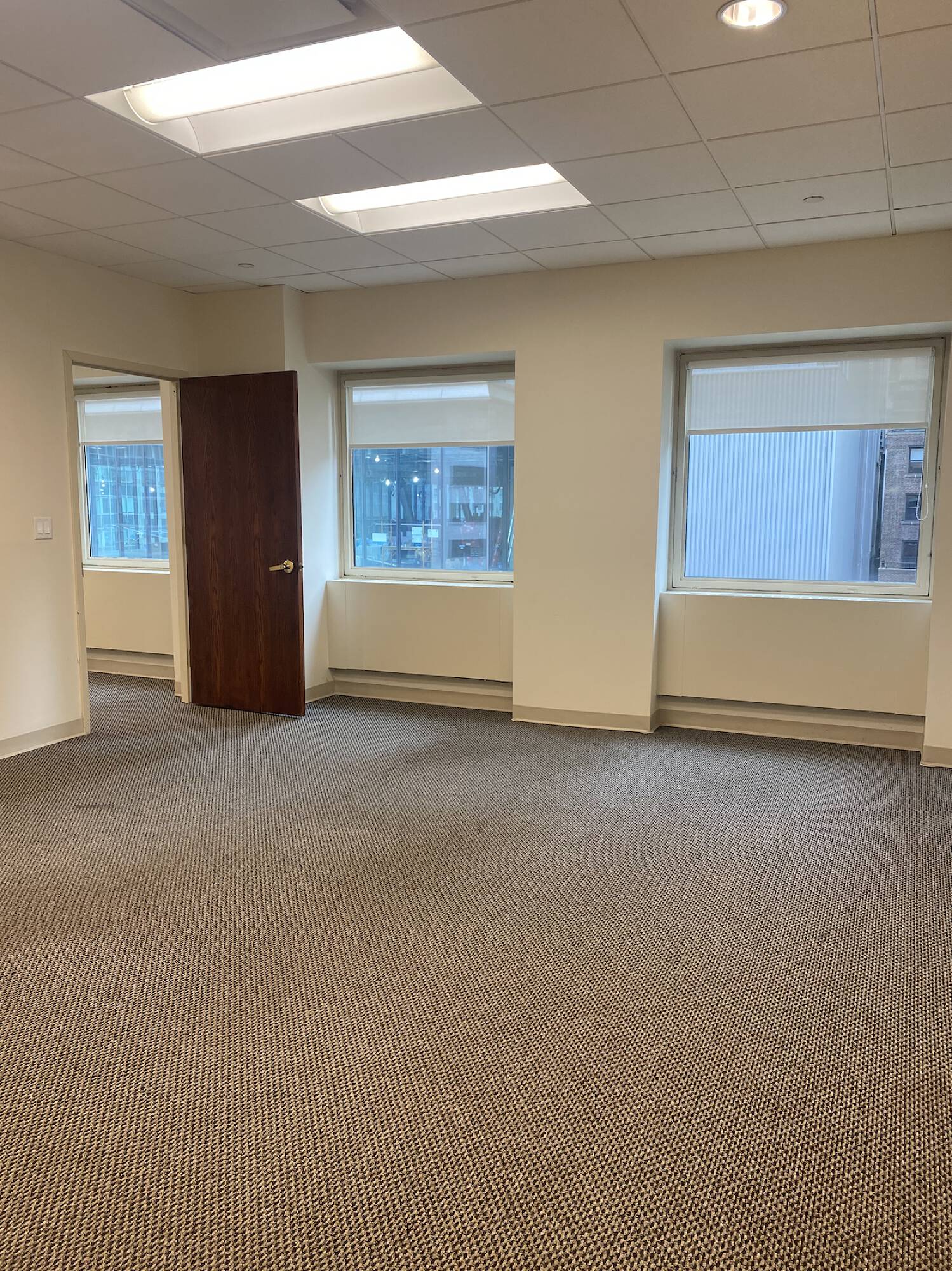 110 E 55th St, New York, NY 10022 | Crexi.com