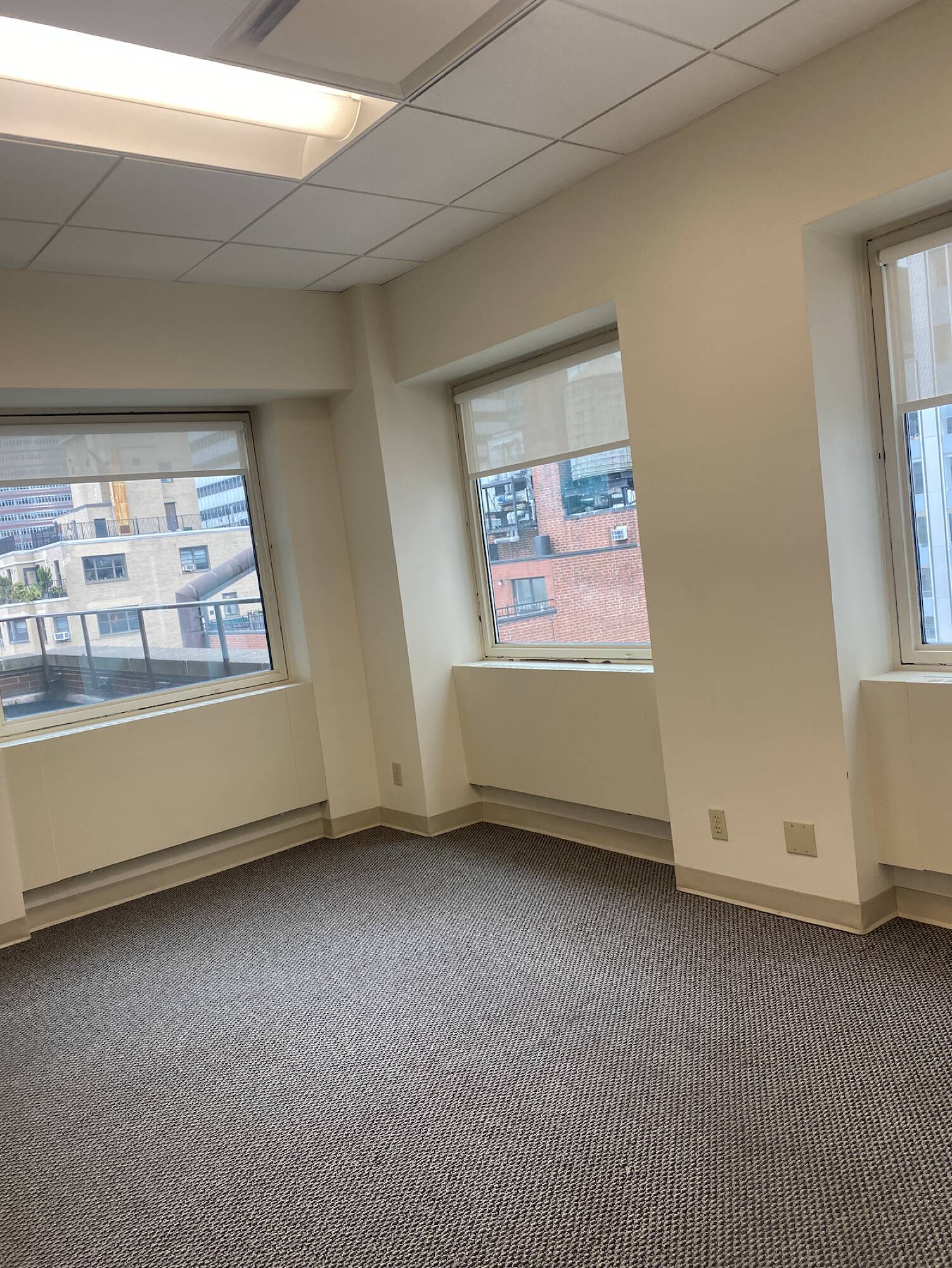 110 E 55th St, New York, NY 10022 | Crexi.com