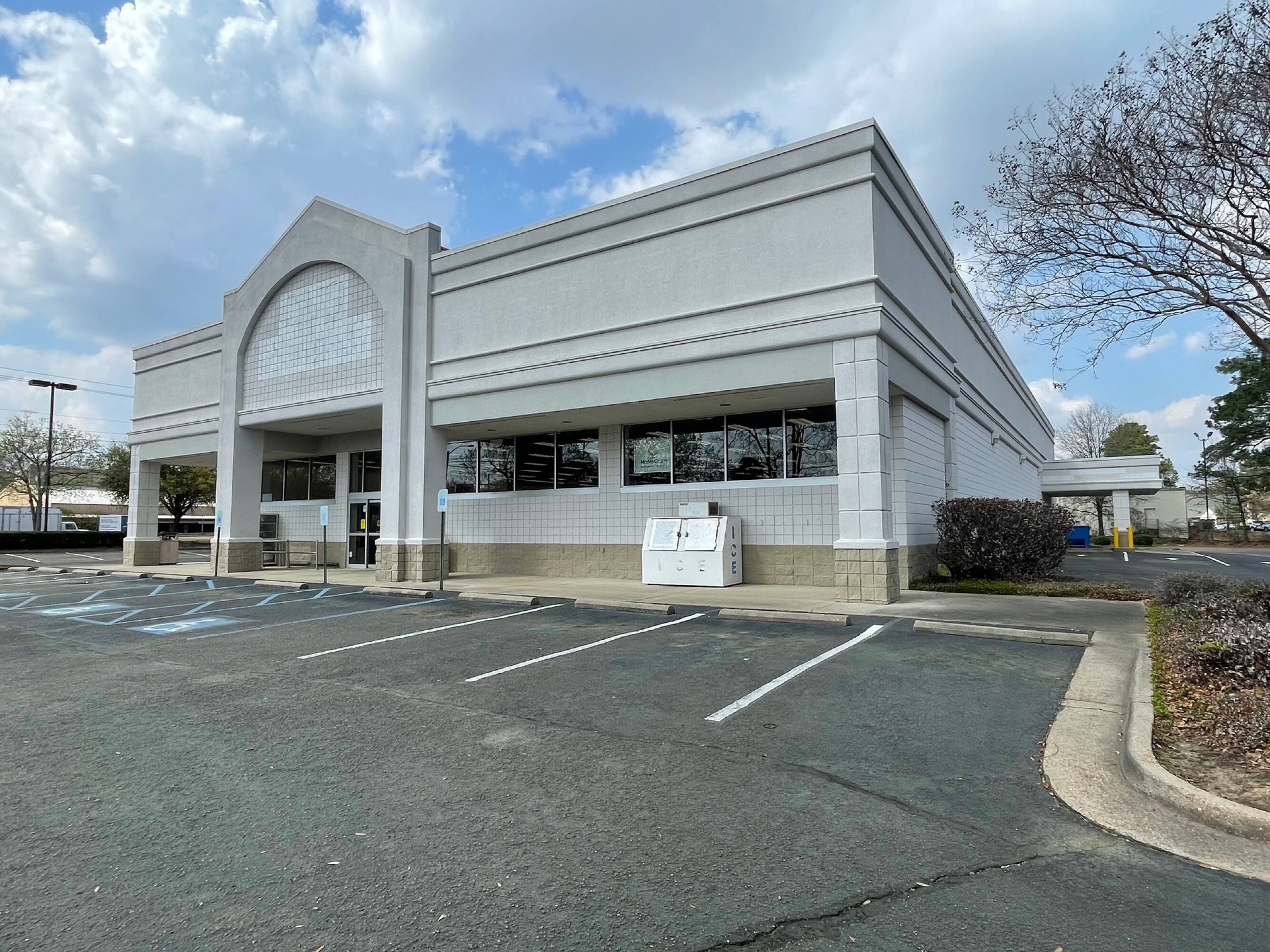 1600 E County Line Rd, Ridgeland, MS 39157 | Crexi.com