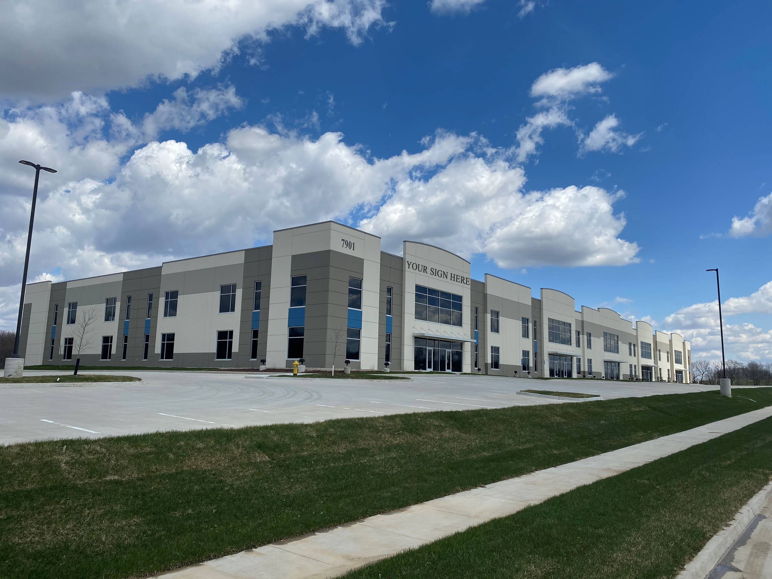 7901 BIRCHWOOD CT Johnston IA 50131-3169 APN: 792514251004 | Crexi.com