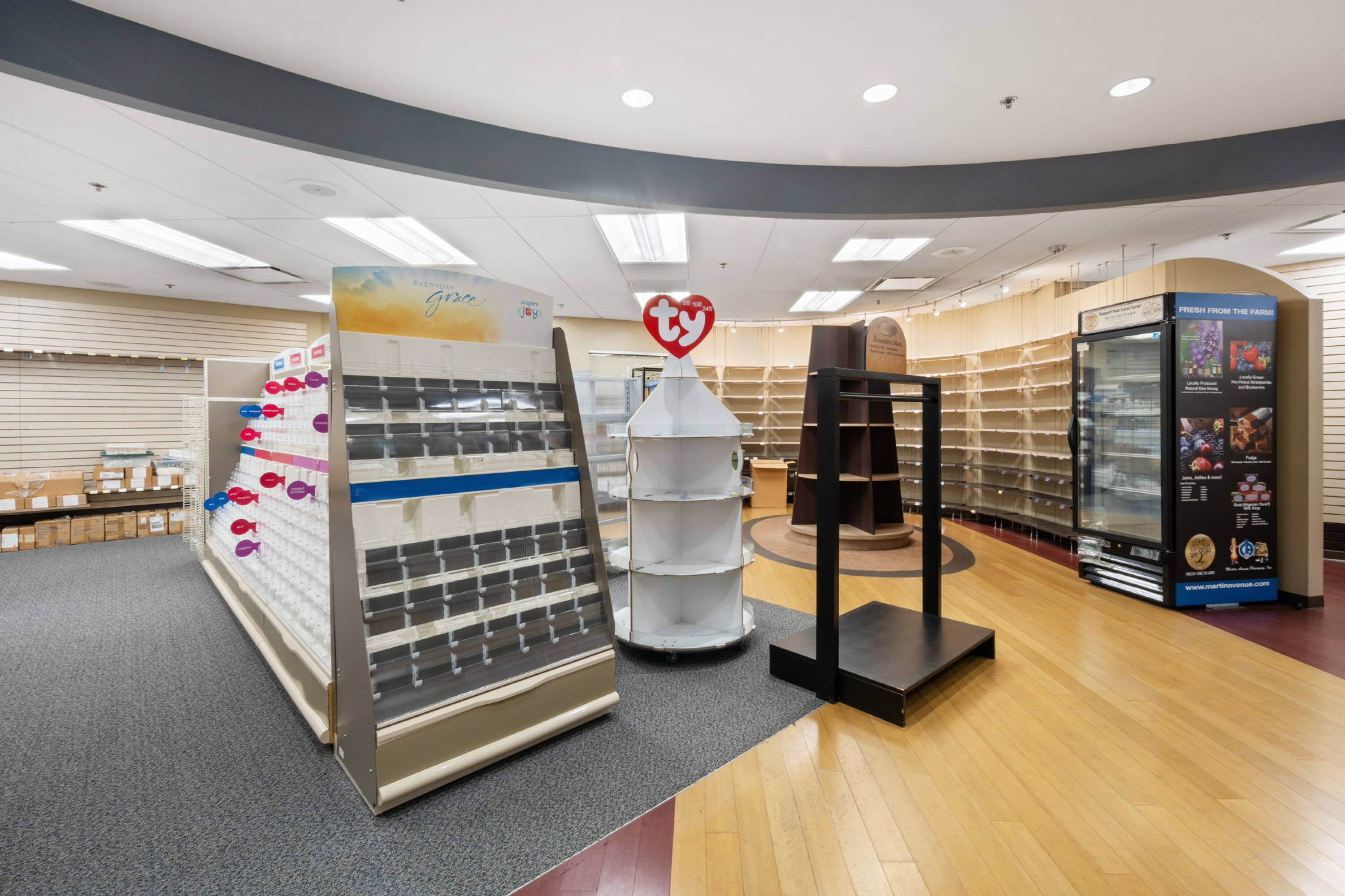 1247 Rickert Dr, Naperville, IL 60540 | Crexi.com