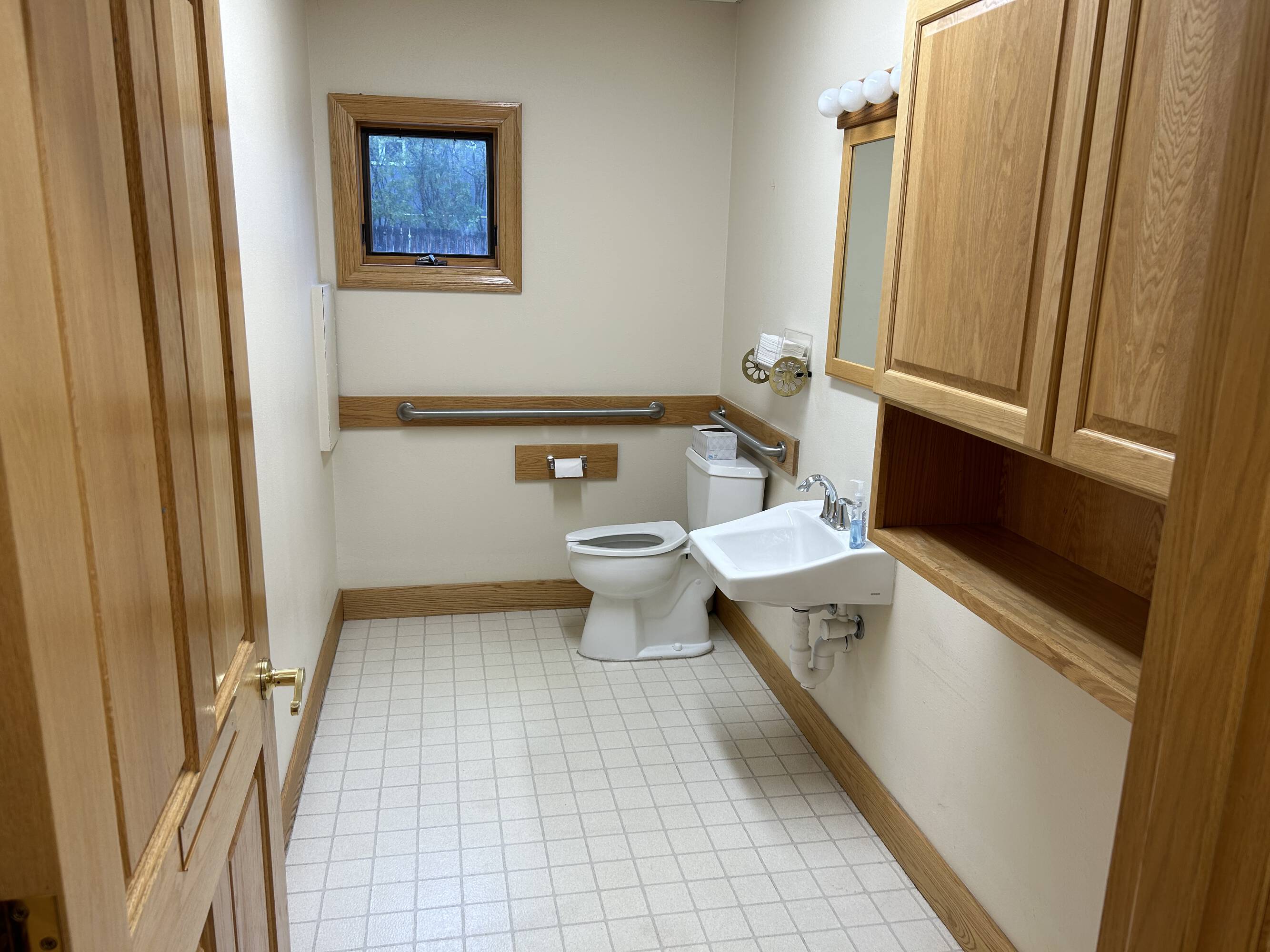 480 S Cache St, Jackson, WY 83001 | Crexi.com