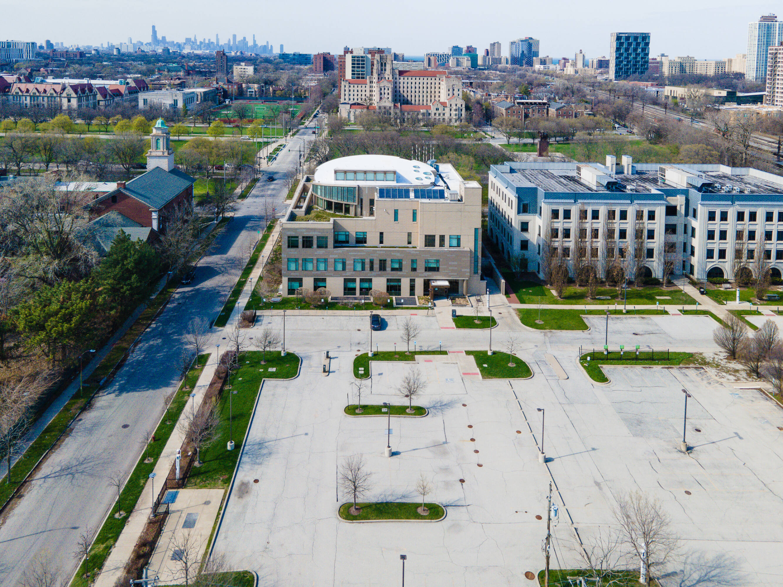 1407 E 60th St, Chicago, IL 60637 | Crexi.com