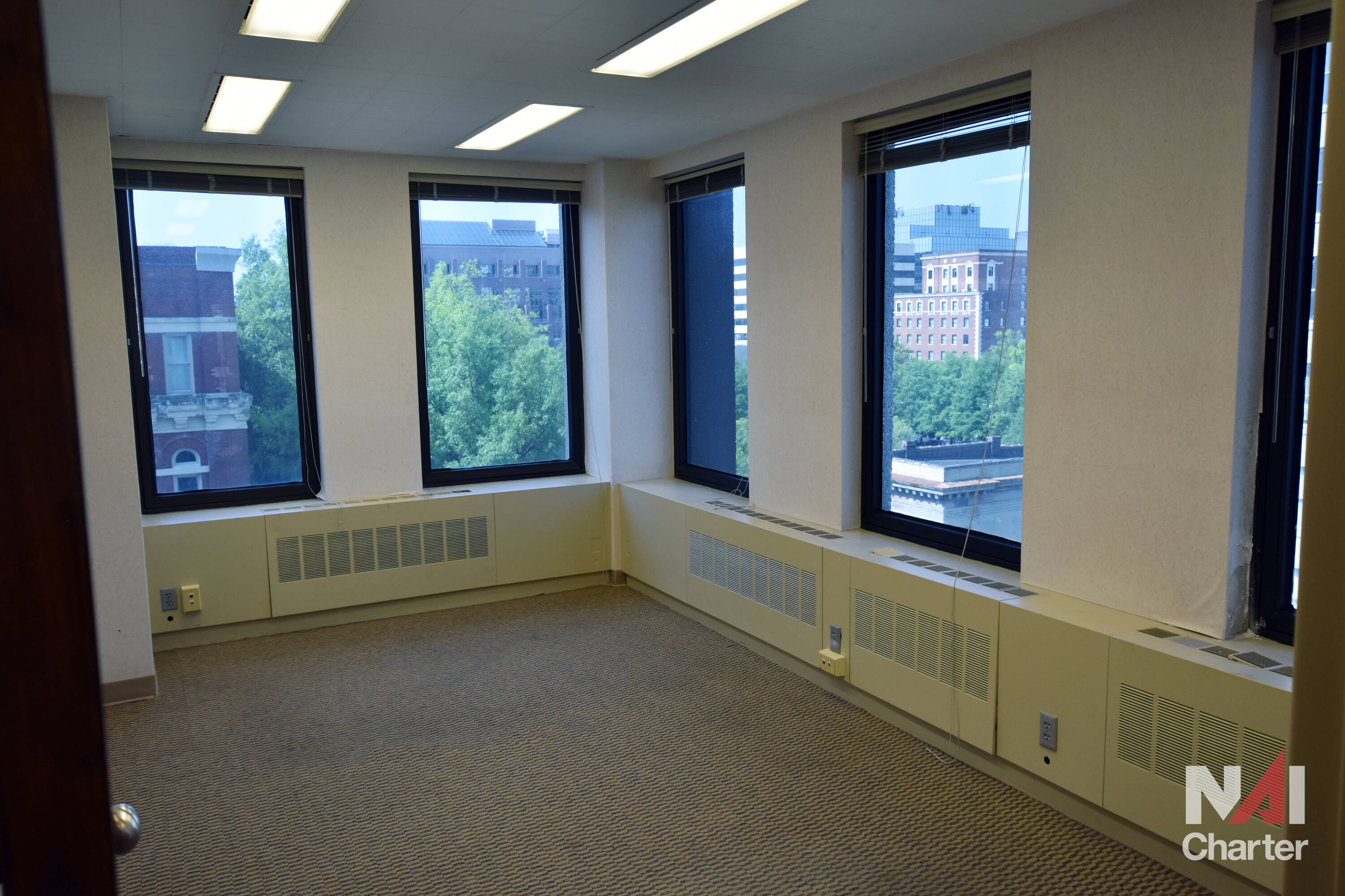 736 Market St, Chattanooga, TN 37402 | Crexi.com