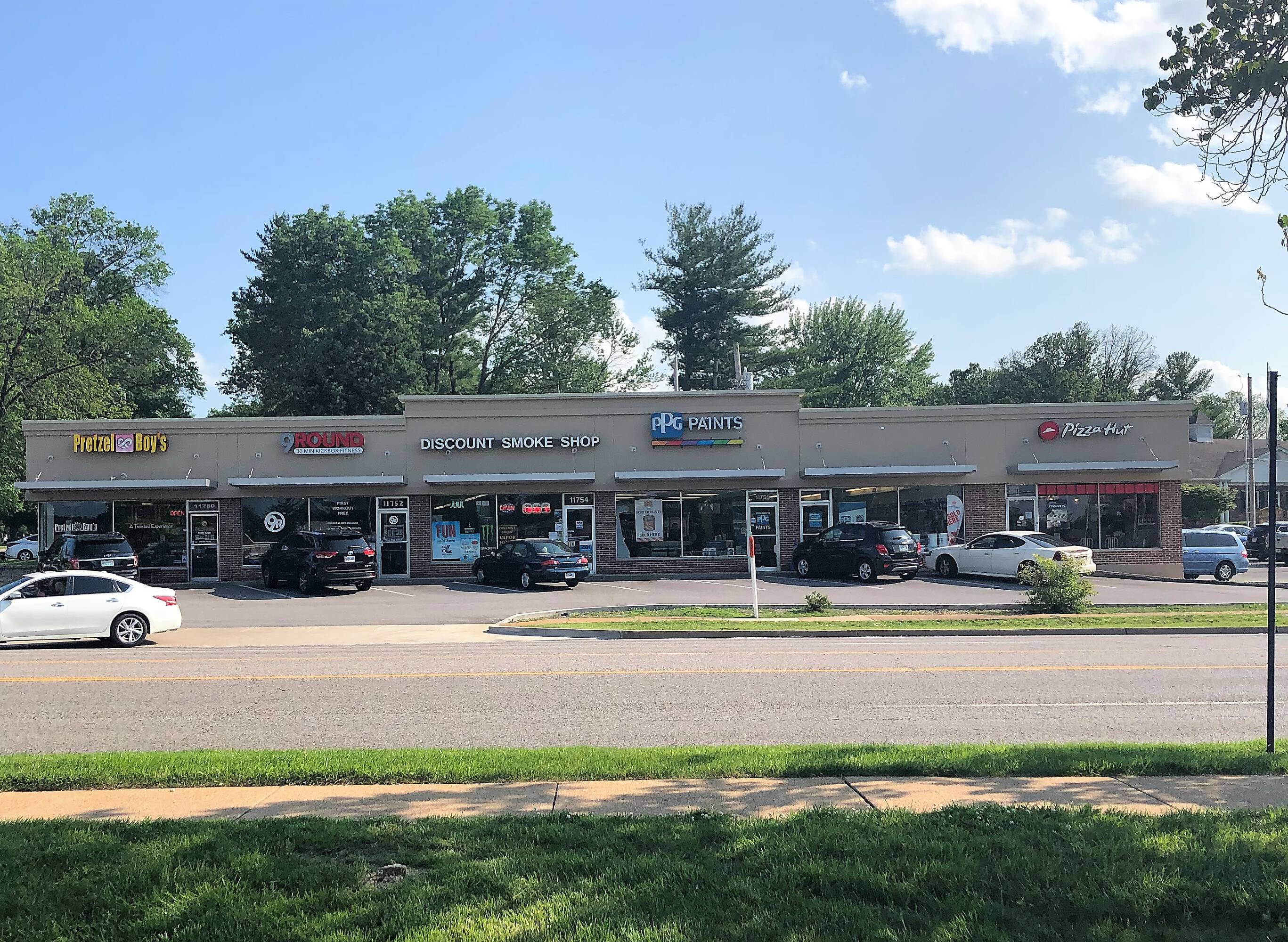 11750 MANCHESTER RD Saint Louis MO 63131-4617 APN: 22N-23-1270 | Crexi.com