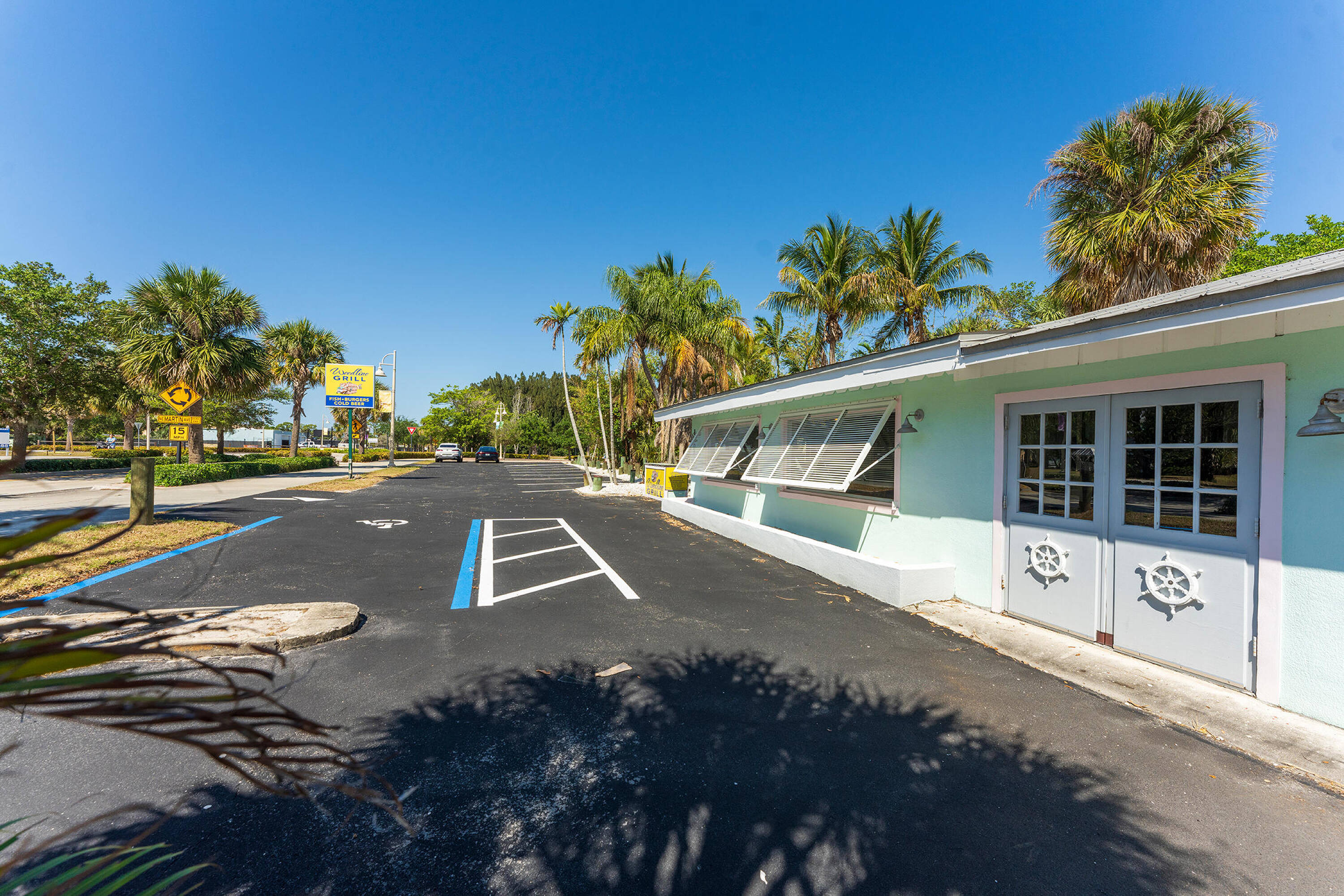 1205 NE Dixie Highway, Jensen Beach, FL 34957 | Crexi.com