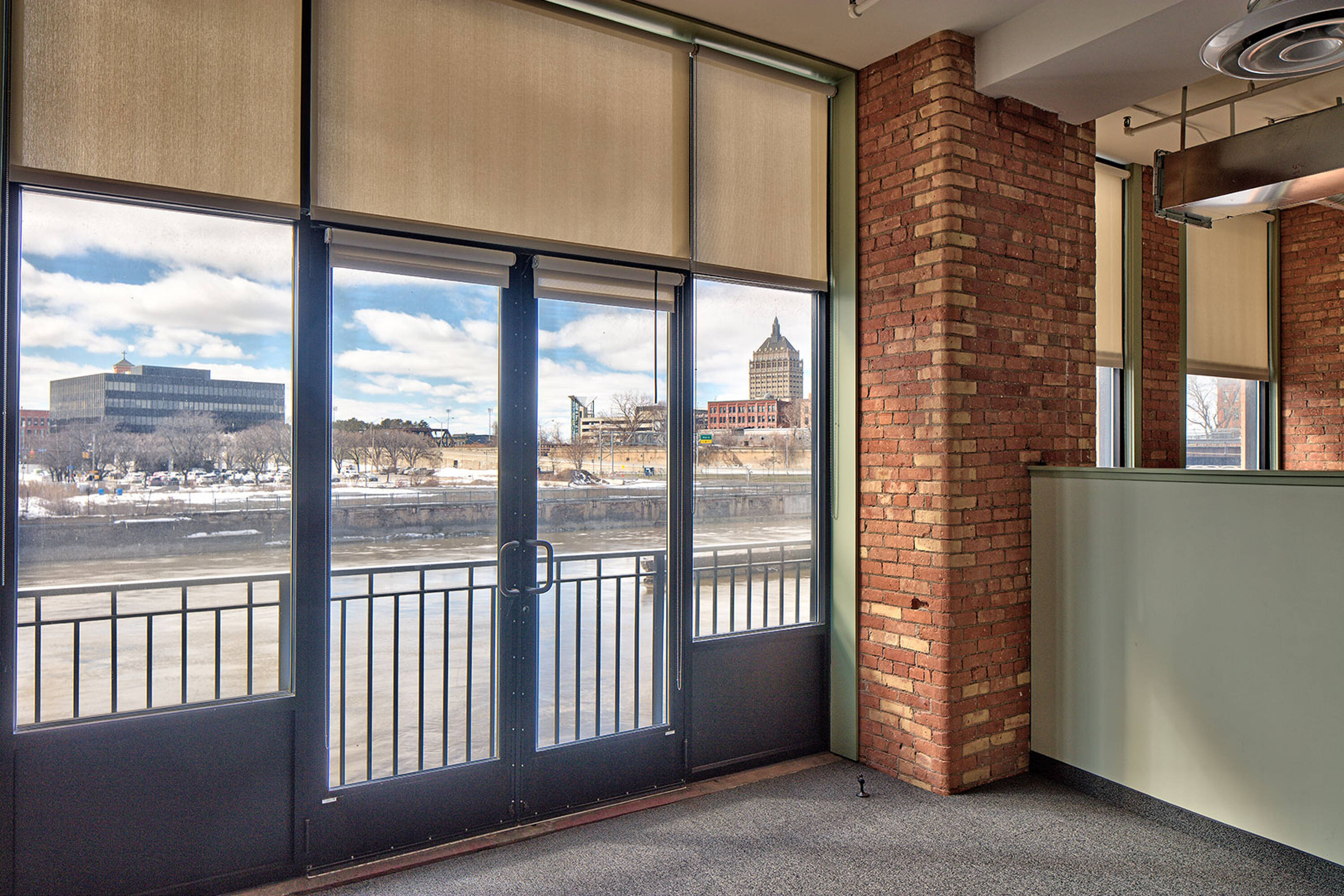 WATER ST Rochester NY 14604-1141 APN: 106.79-1-66.004 | Crexi.com