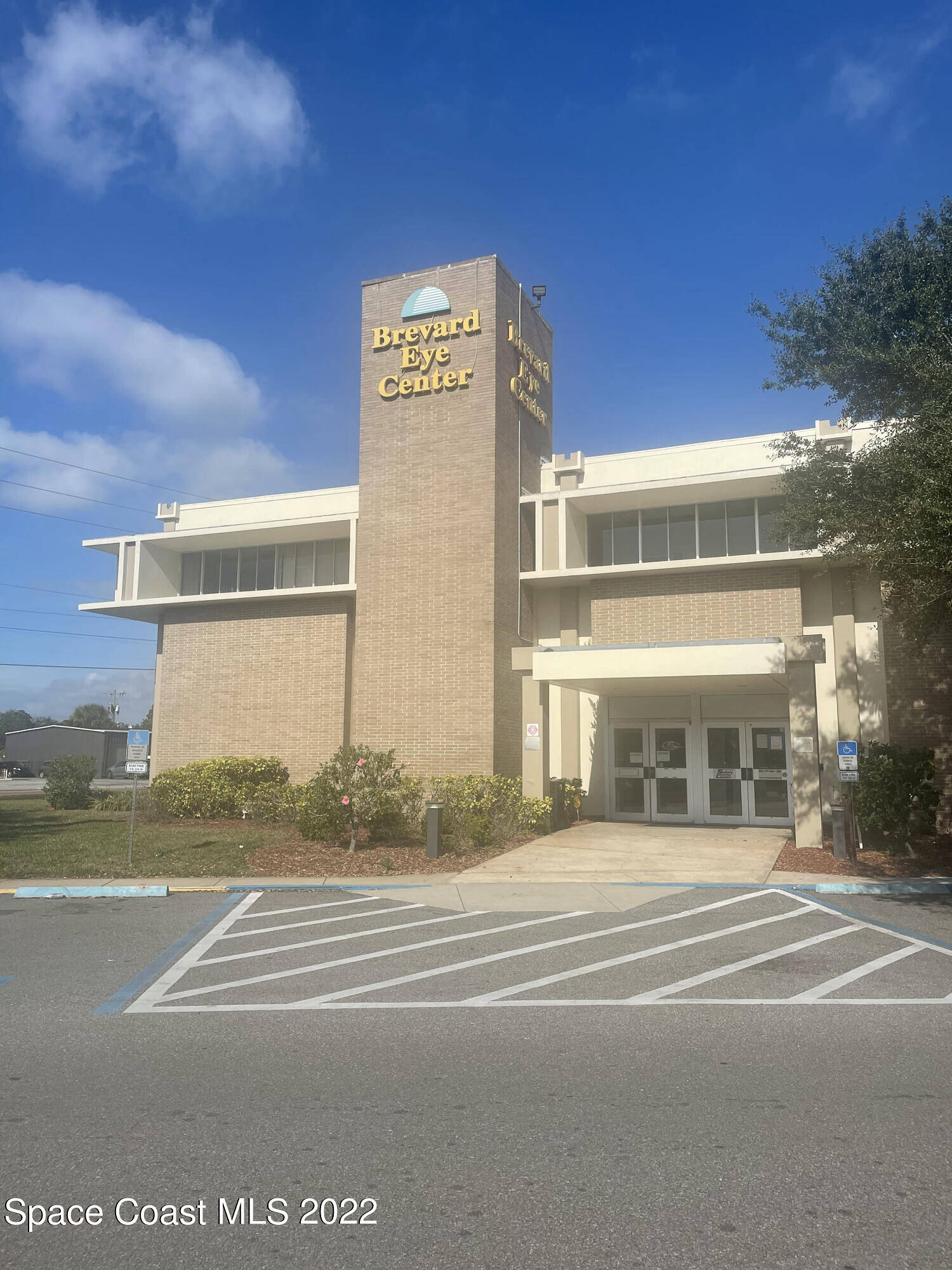 250 N Courtenay Parkway, Merritt Island, FL 32953 | Crexi.com