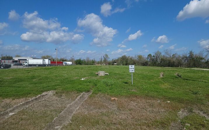 10422 E Airline Hwy, Saint Rose, LA 70087 | Crexi.com