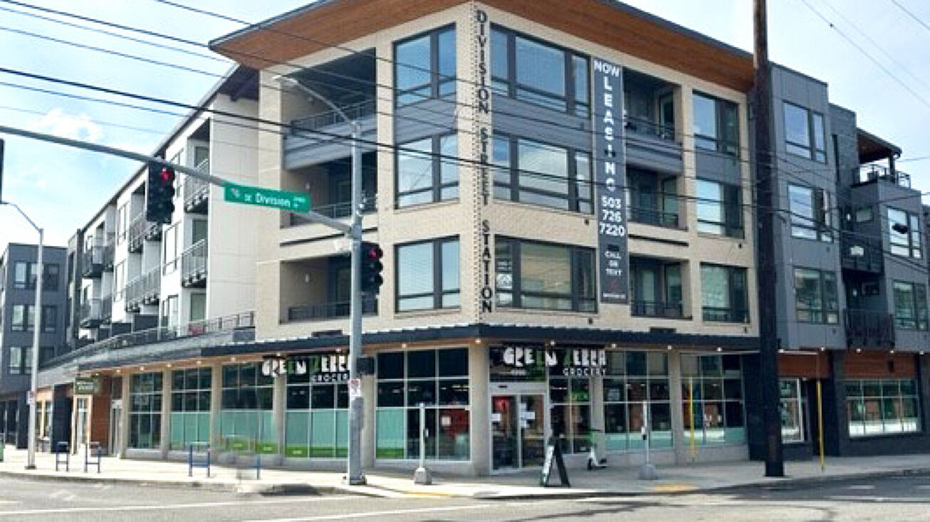 4990 SE Division St, Portland, OR 97206 - Retail Space for Lease ...