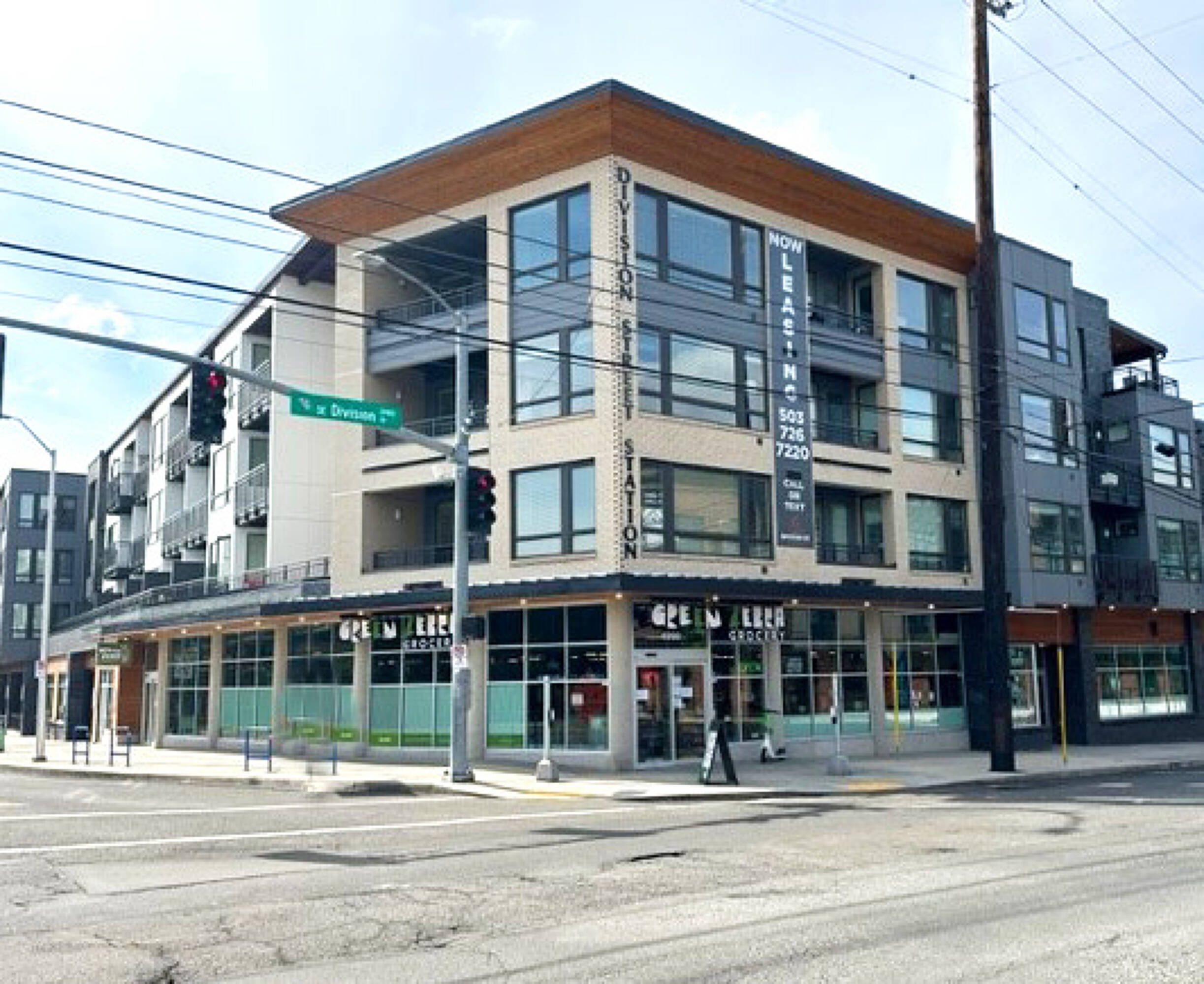 4990 SE Division St, Portland, OR 97215 | Crexi.com