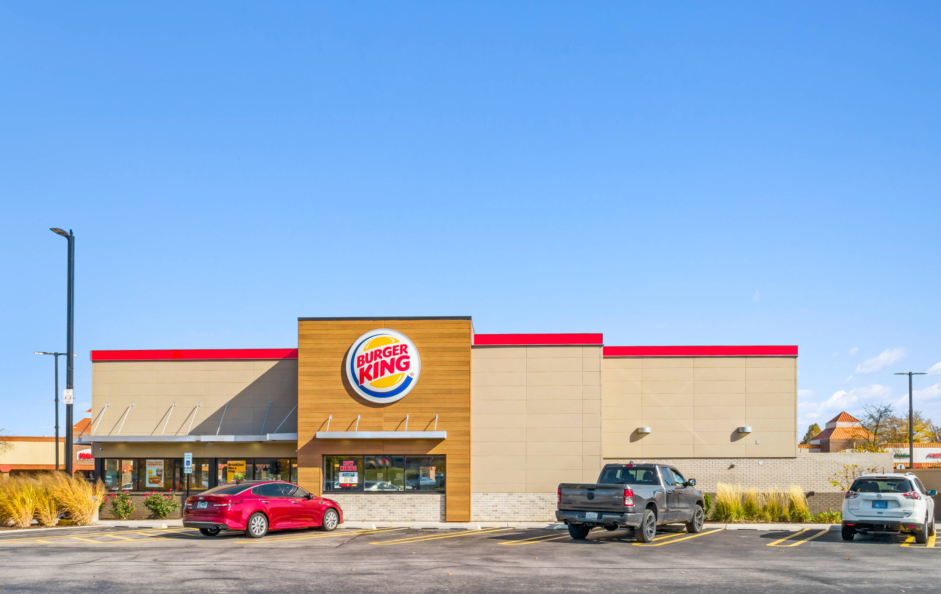 1300-1440 S Milwaukee Ave, Libertyville, IL 60048 | Crexi.com