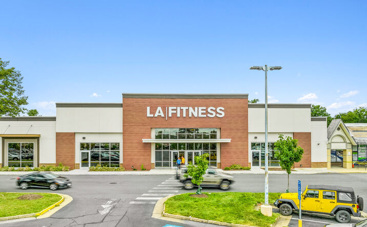 494 Elden St, Herndon, VA 20170 | Crexi.com