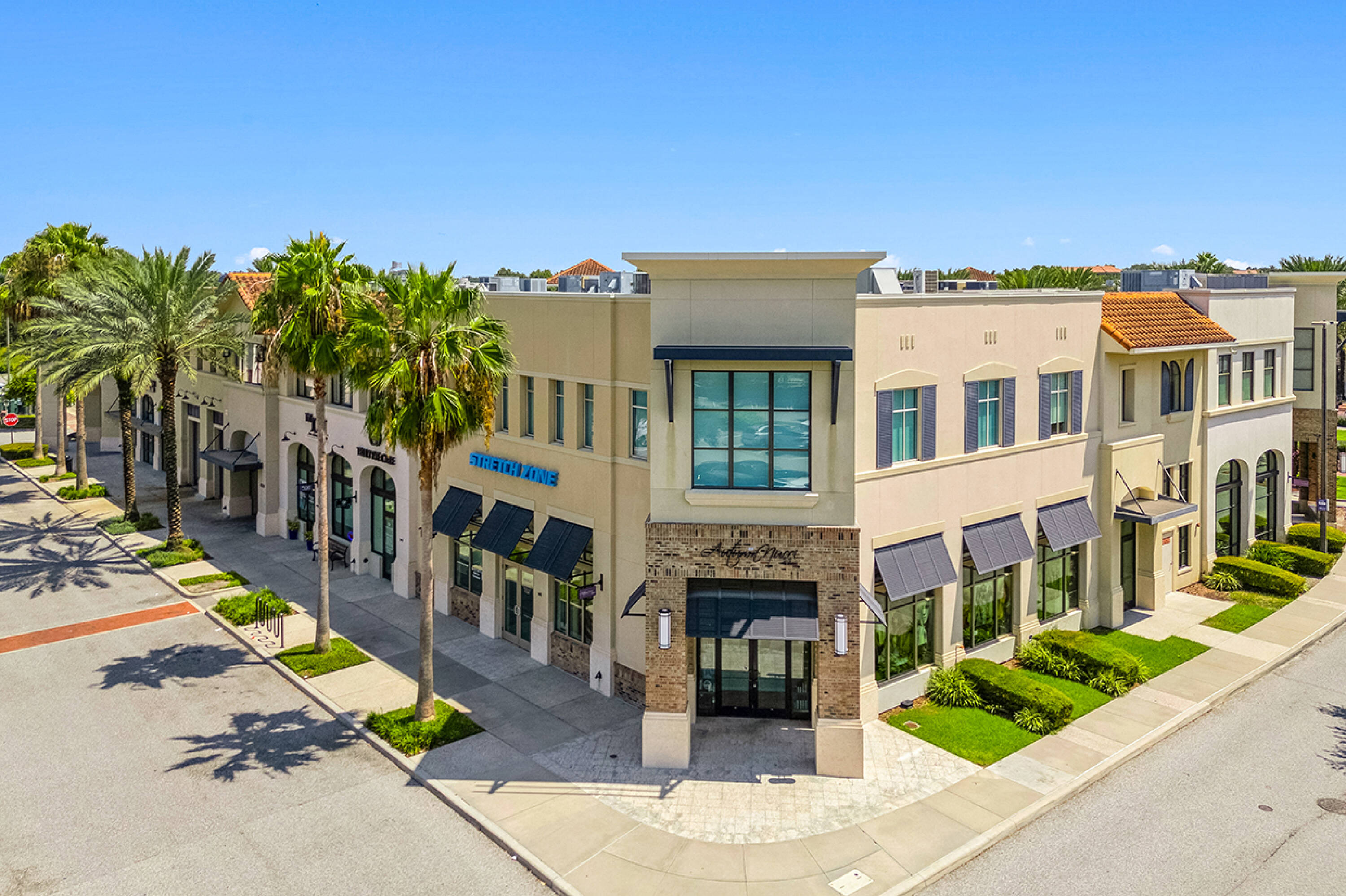 4750-4757 the Grove Dr, Windermere, FL 34786 | Crexi.com