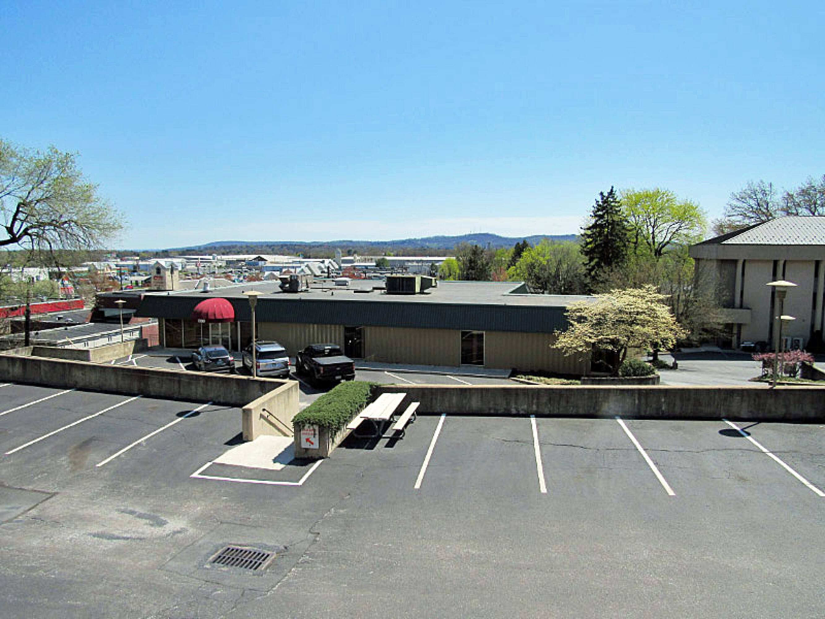 1300 Market St, Lemoyne, PA 17043 | Crexi.com