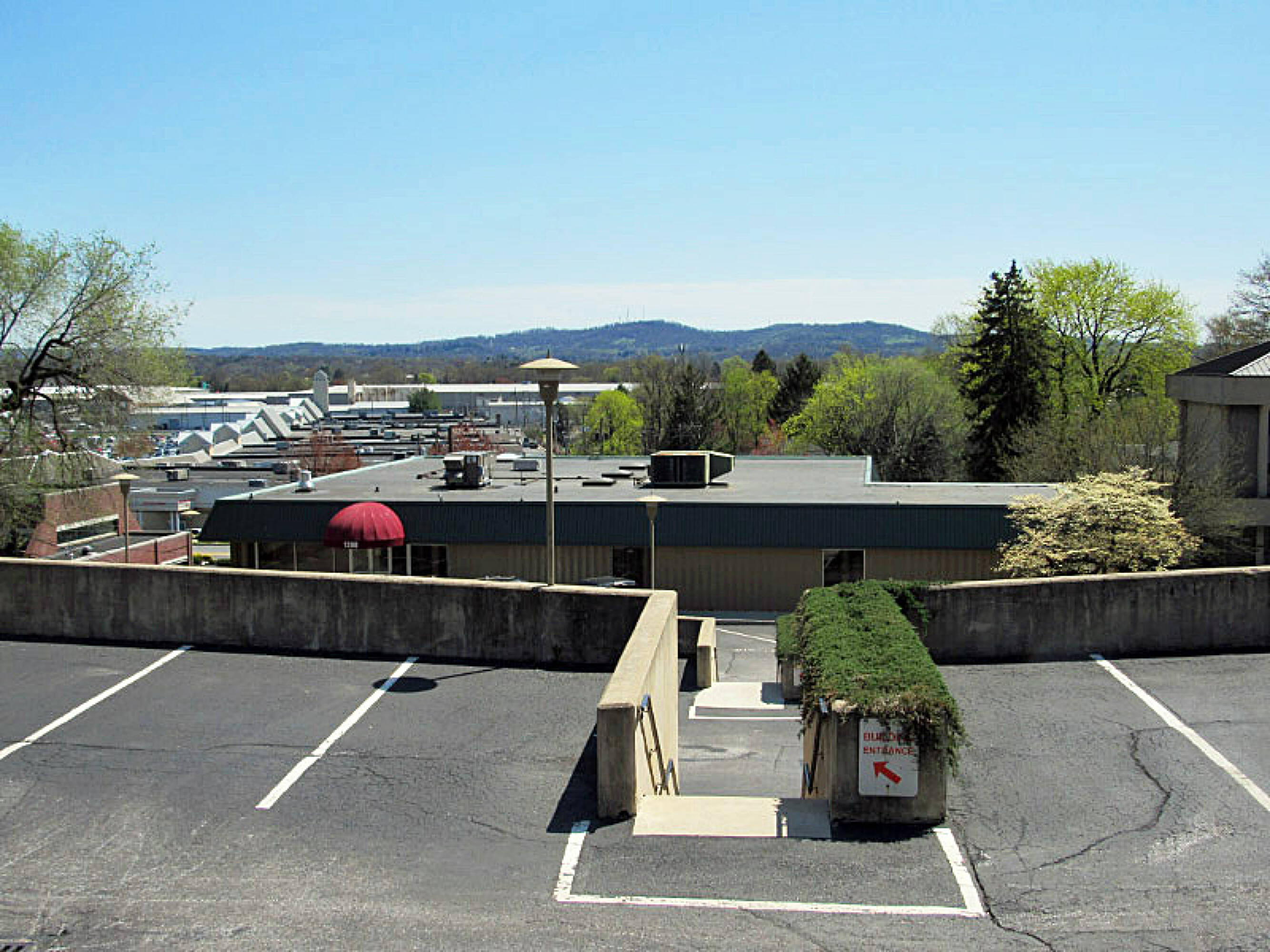 1300 Market St, Lemoyne, PA 17043 | Crexi.com