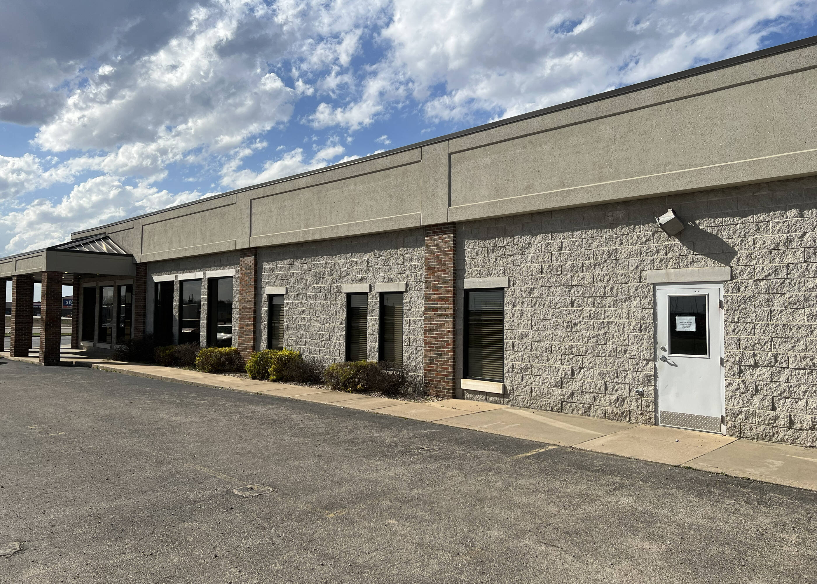 2410 Evergreen Pkwy, Lebanon, MO 65536 | Crexi.com