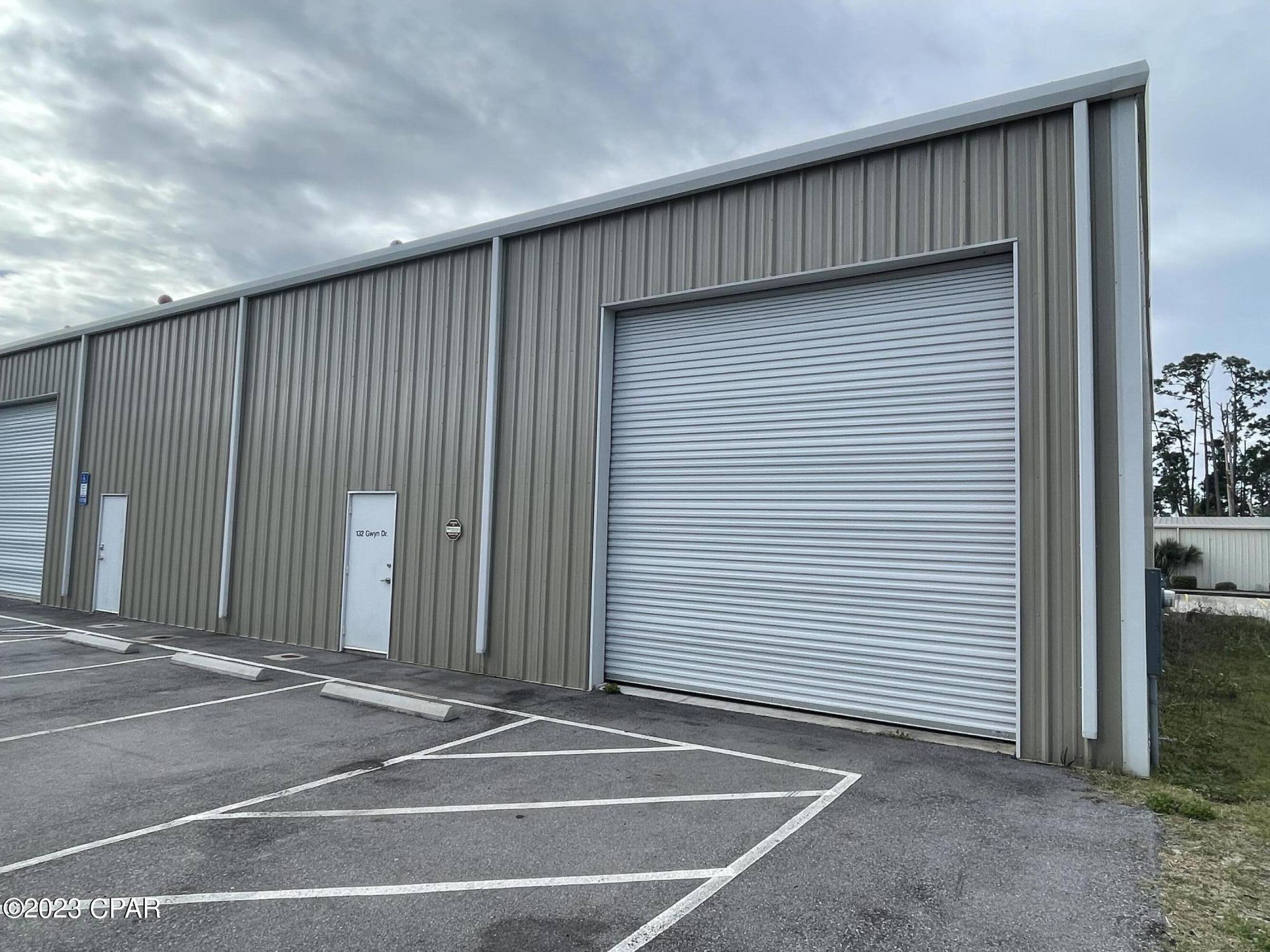 132 GWYN DR Panama City FL 32408-5826 APN: 30165-300-000 | Crexi.com