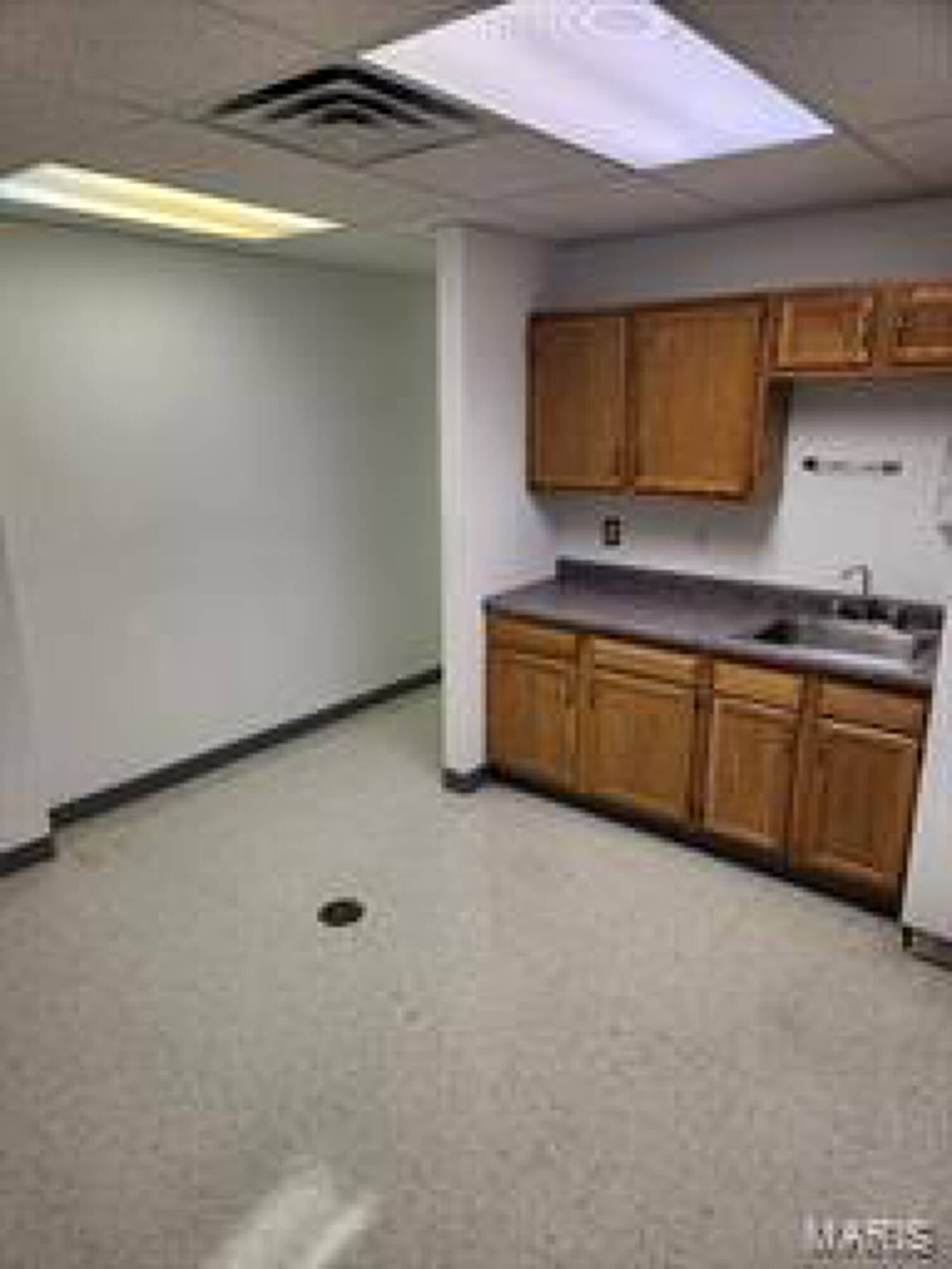 20 E Springfield Rd, Sullivan, MO 63080 | Crexi.com