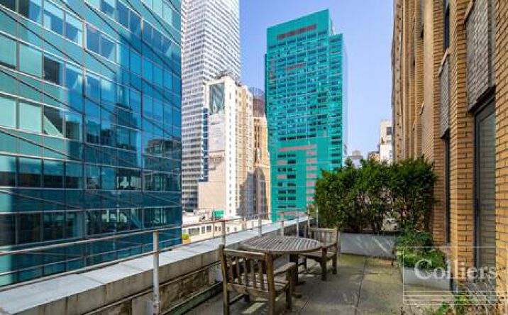 10 Times Sq, New York, NY 10036 | Crexi.com