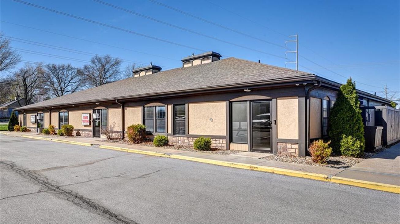 10652 W 87th St, Overland Park, KS 66214 - Office Space for Lease ...
