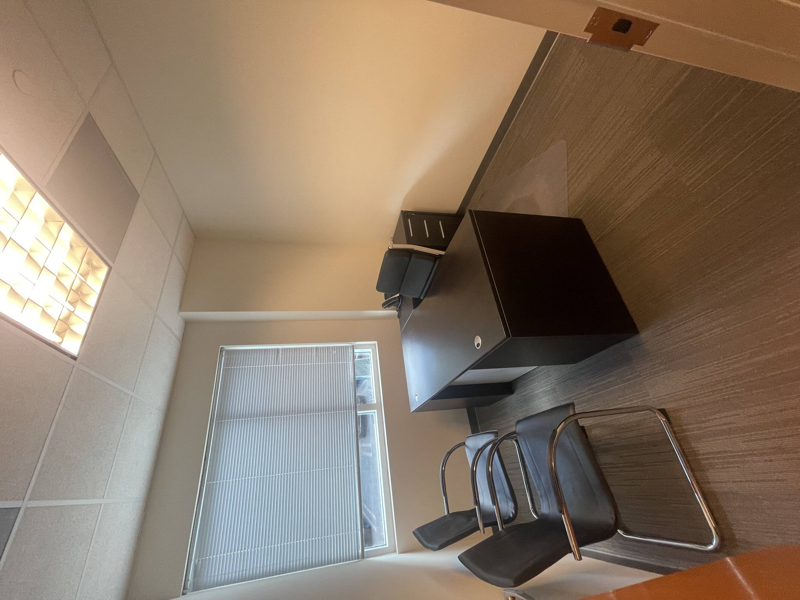 8400 NW 33RD ST Doral FL 33122-2008 APN: 35-3027-049-0010 | Crexi.com