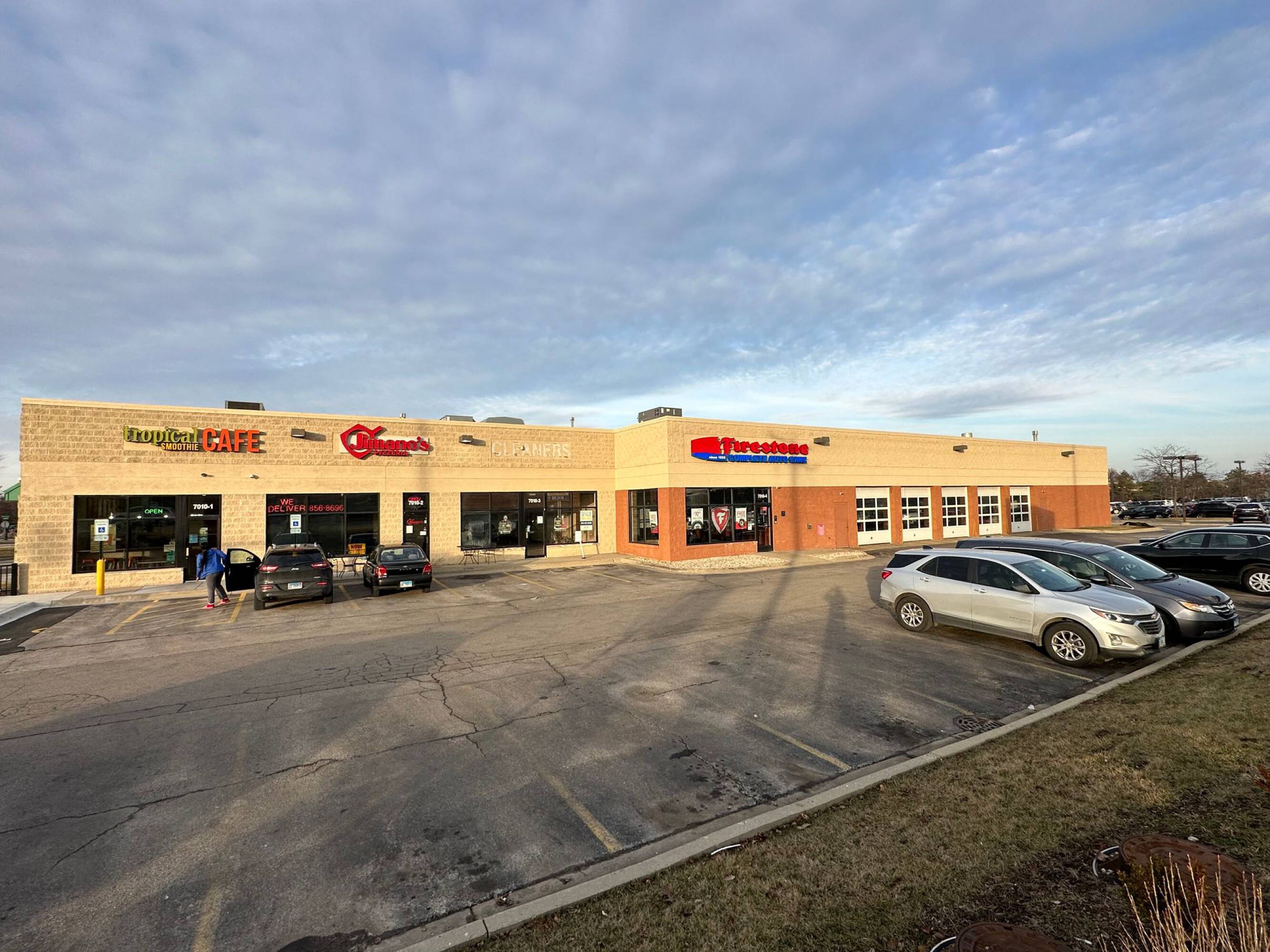 7010 Grand Ave, Gurnee, IL 60031 | Crexi.com