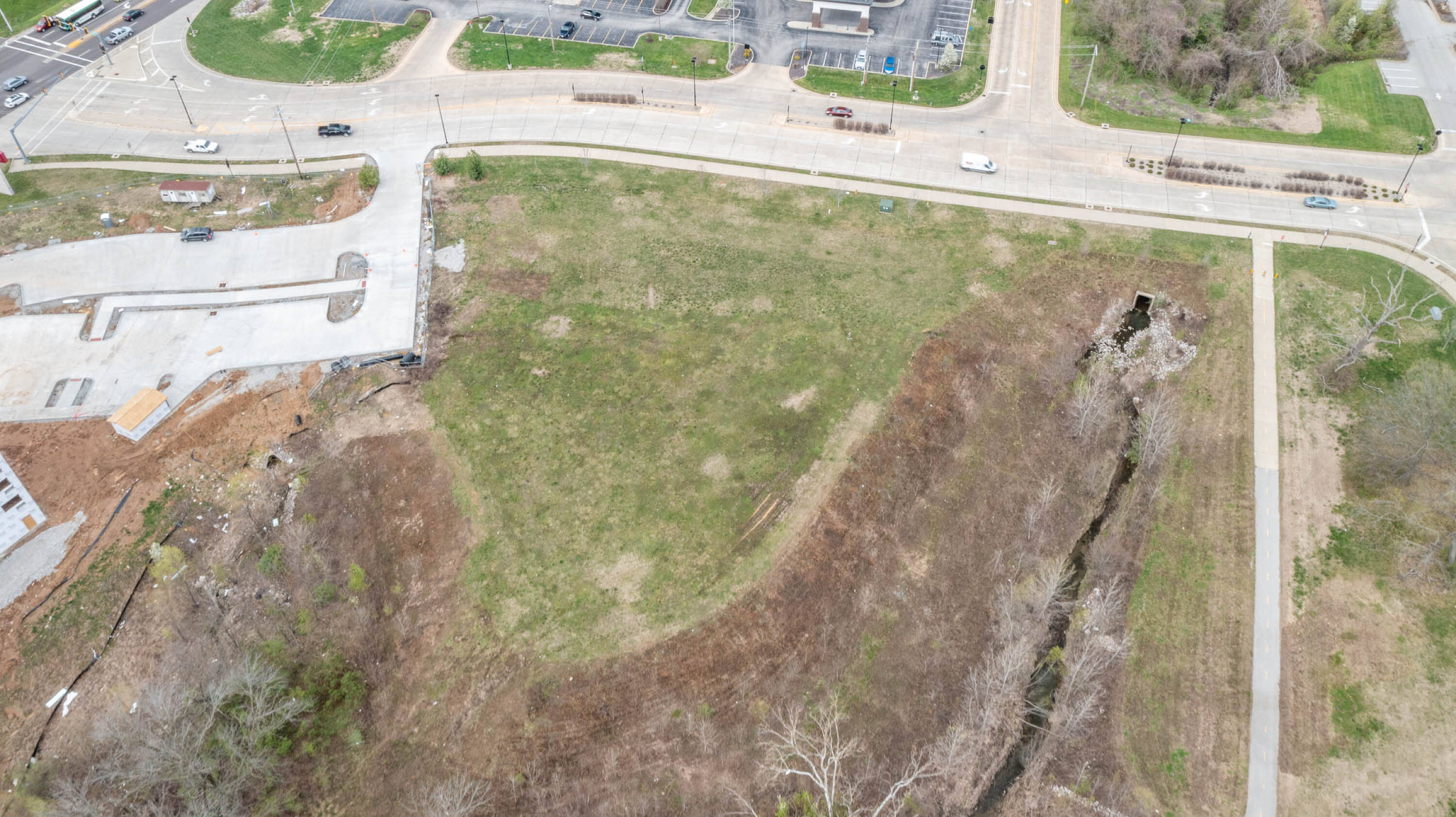 1 Golf Rd, Alton, IL 62035 | Crexi.com