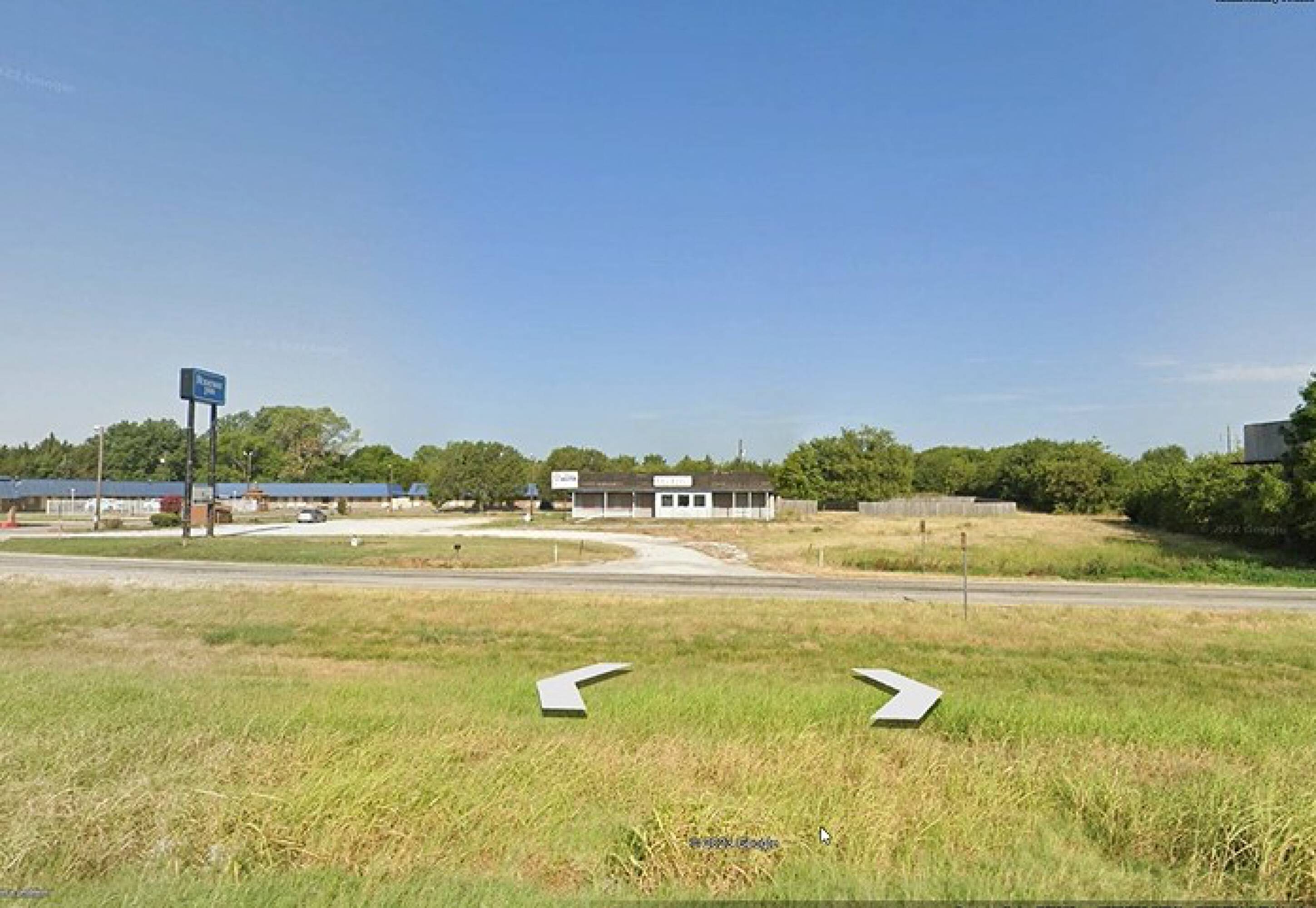 2105 N I-35 | Gainesville, Callisburg, TX 76240 | Crexi.com