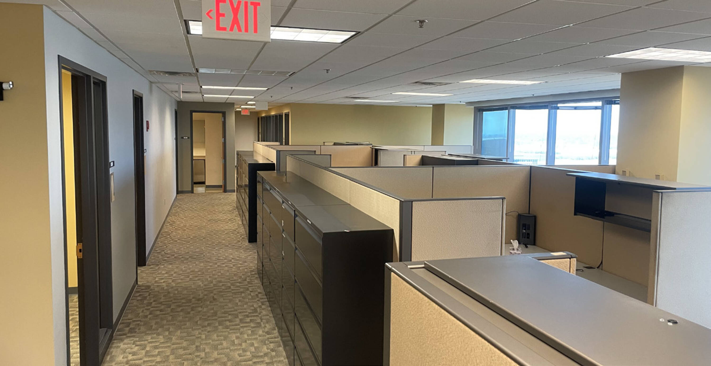 1111 Main St, KCMO, MO 64030 | Crexi.com