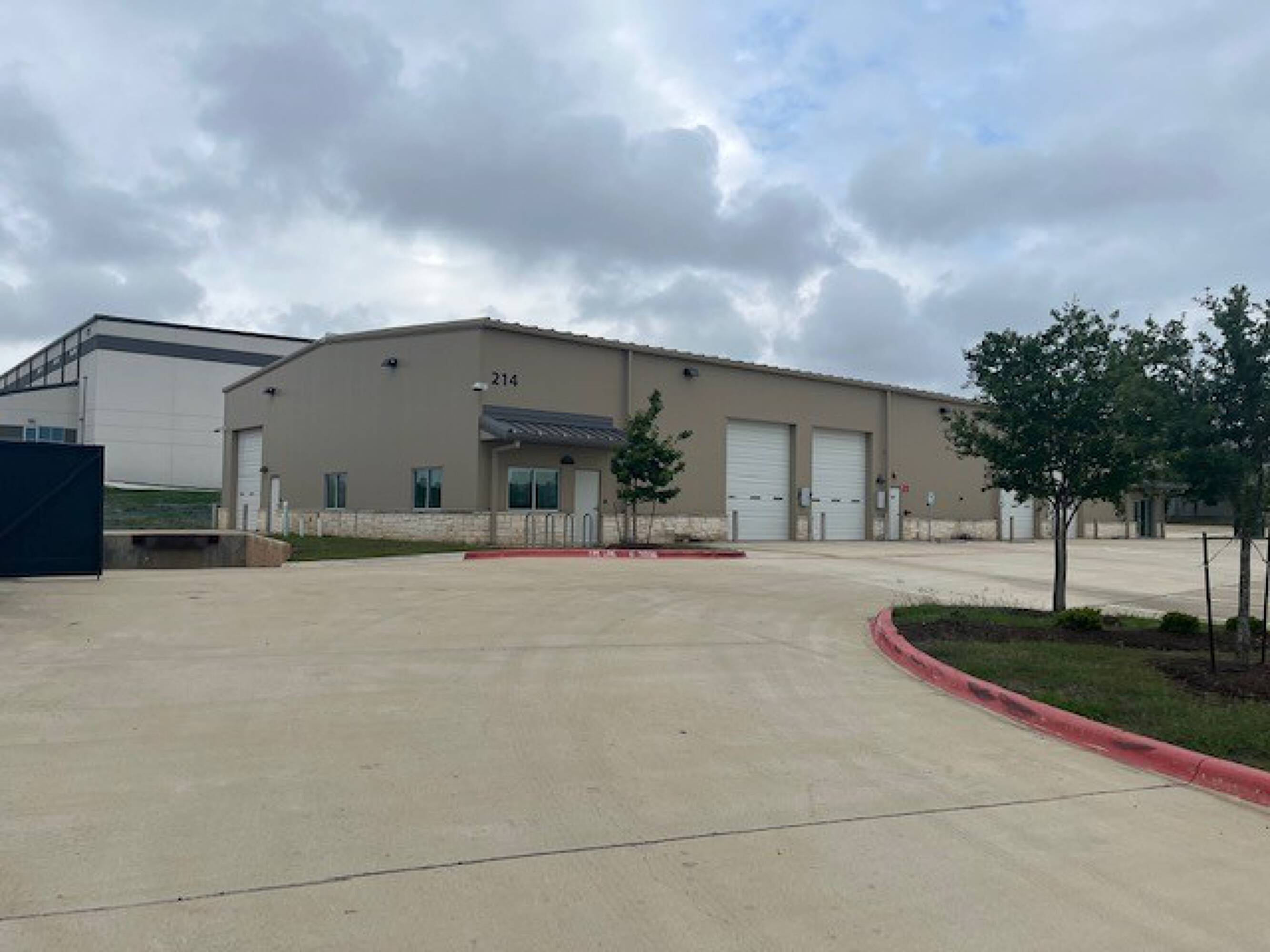 334 WAREHOUSE DR Buda TX 78610-4280 APN: 151562 | Crexi.com