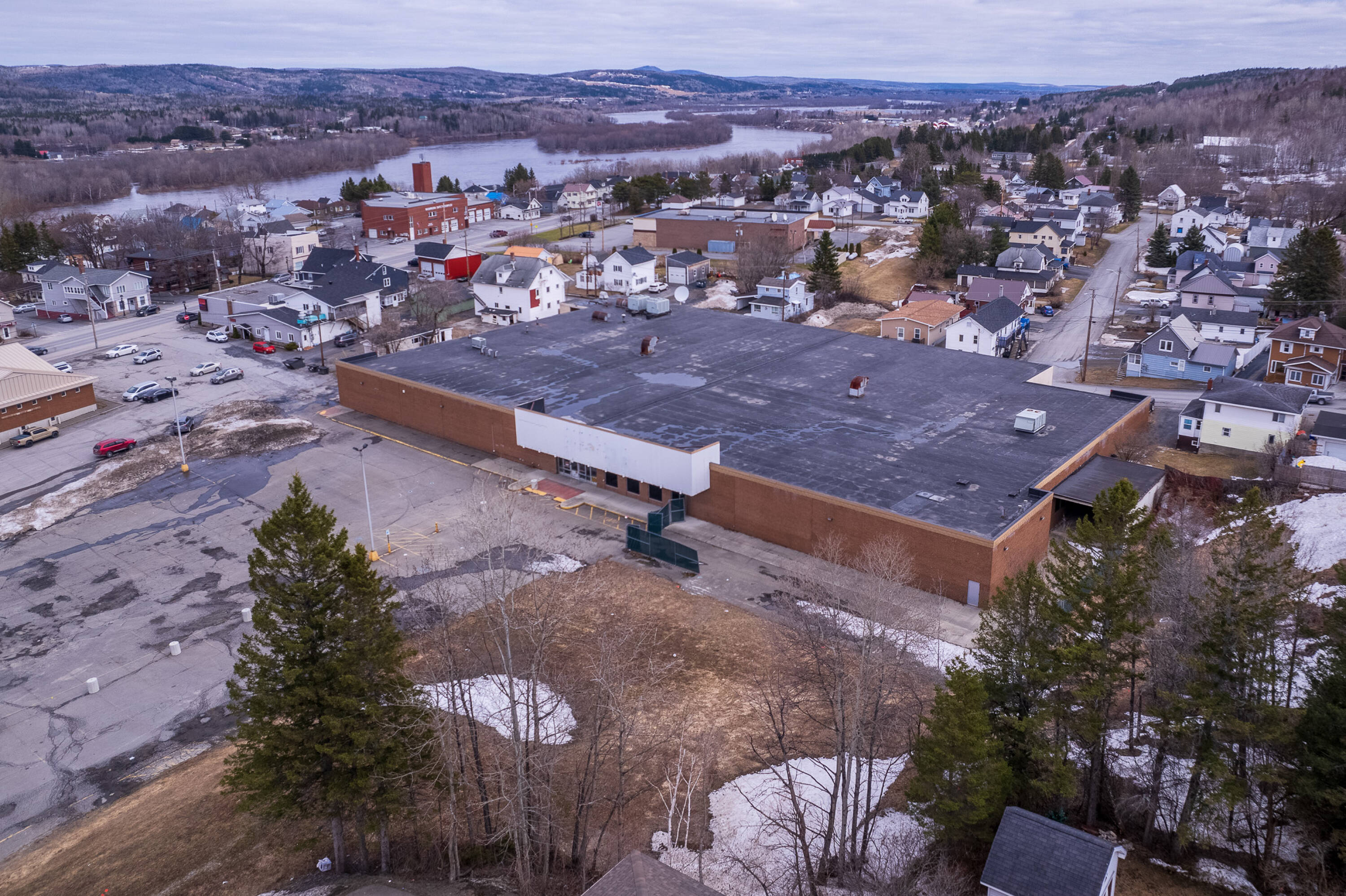 417 Main St, Madawaska, ME 04756 | Crexi.com