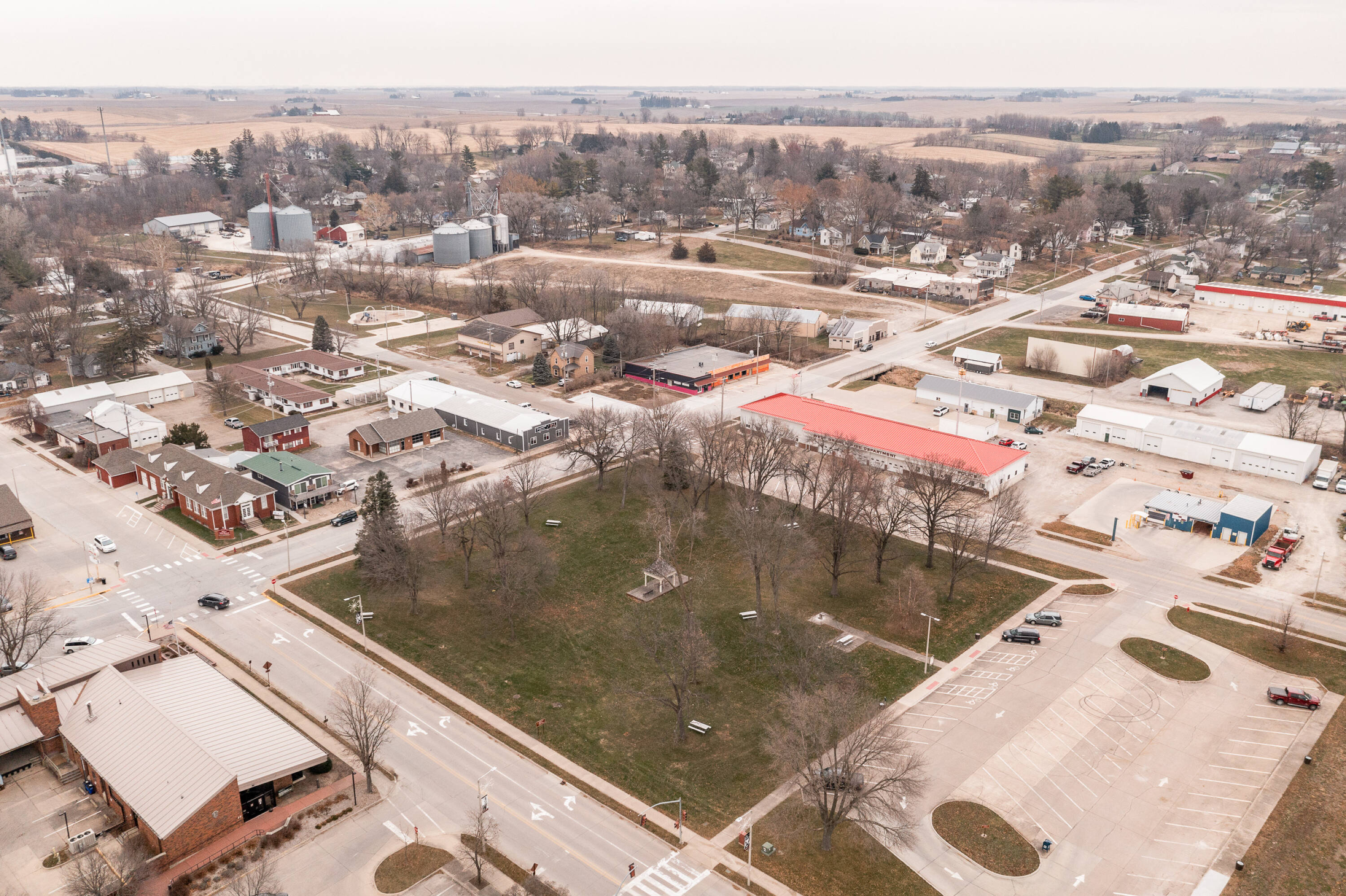 315 E Main St, West Branch, IA 52358 | Crexi.com